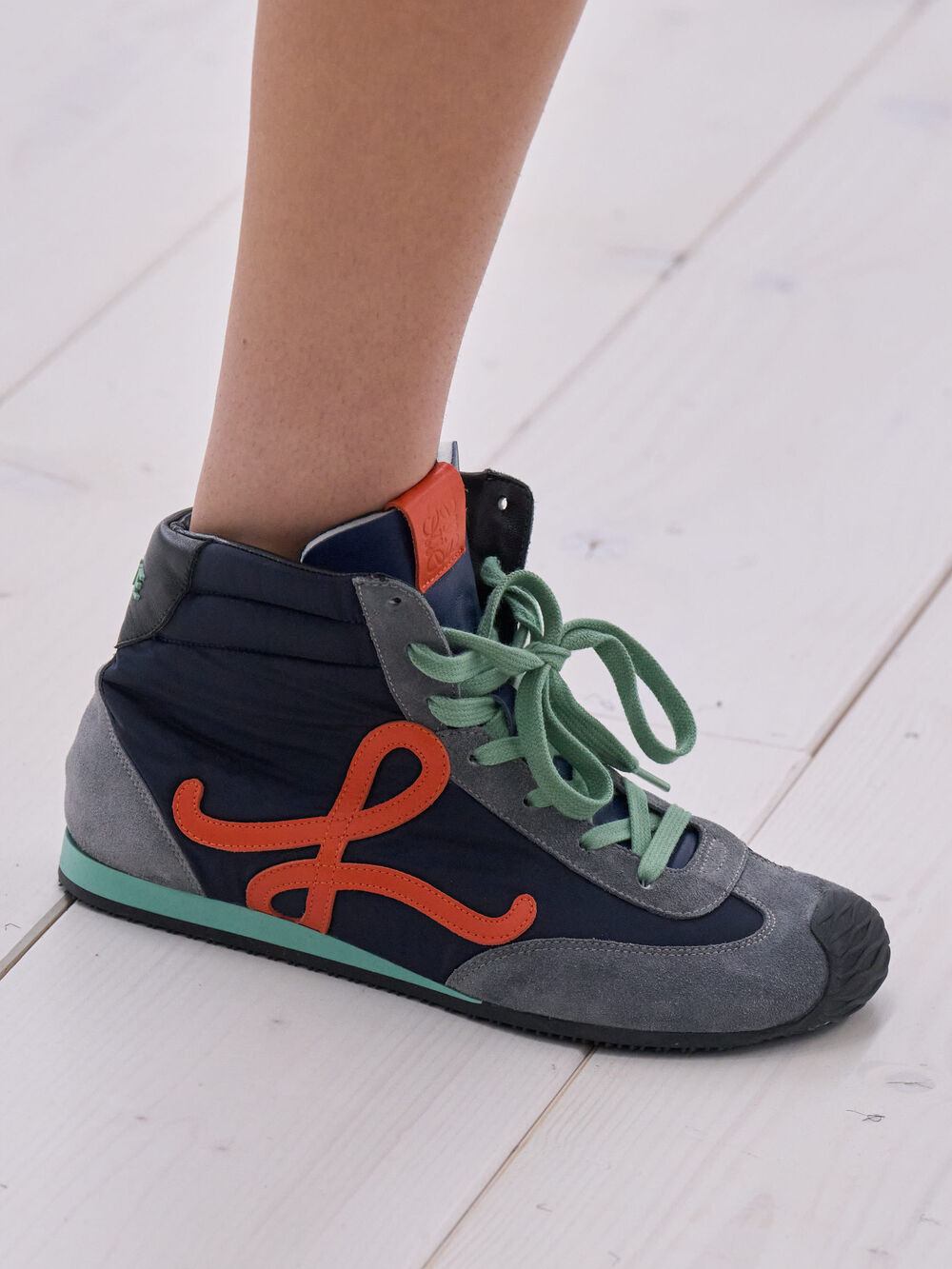 LOEWE Women's SS 25 Runway Collection | LOEWE