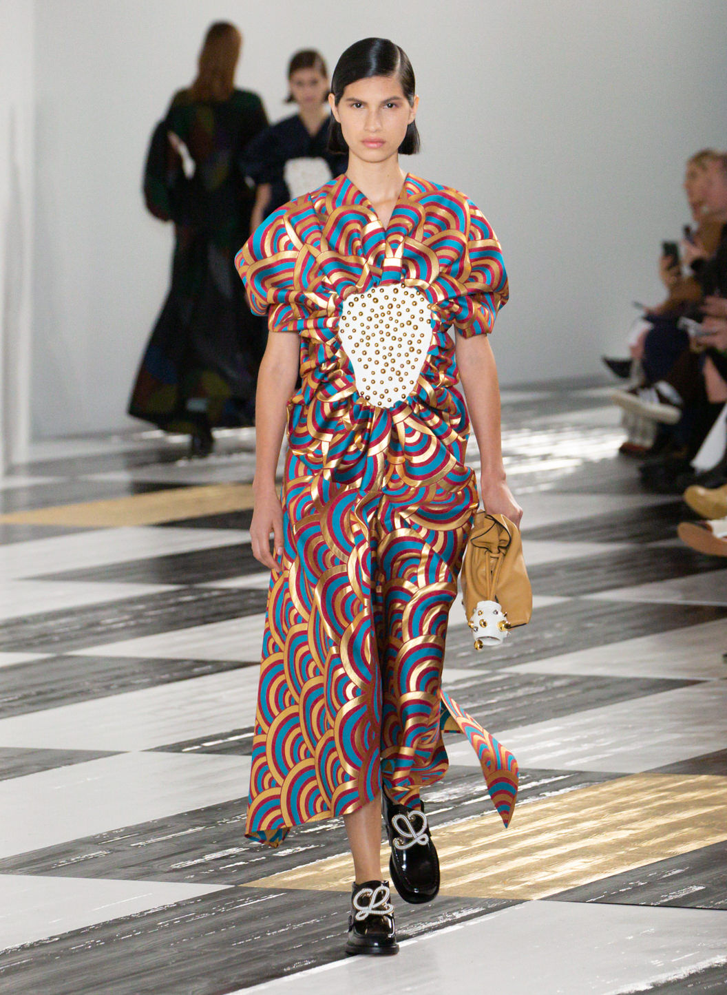 Looks - LOEWE