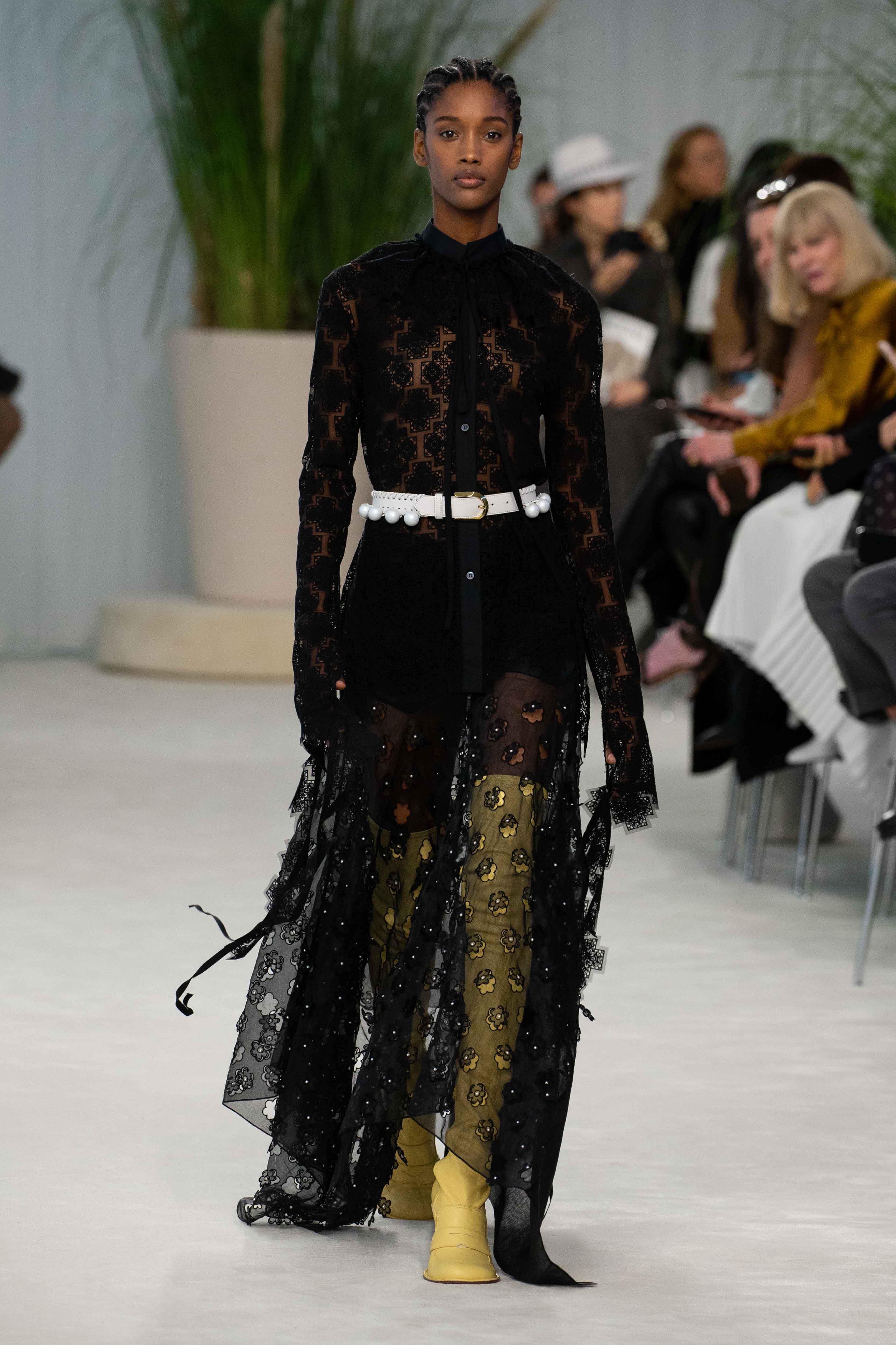 Looks - LOEWE