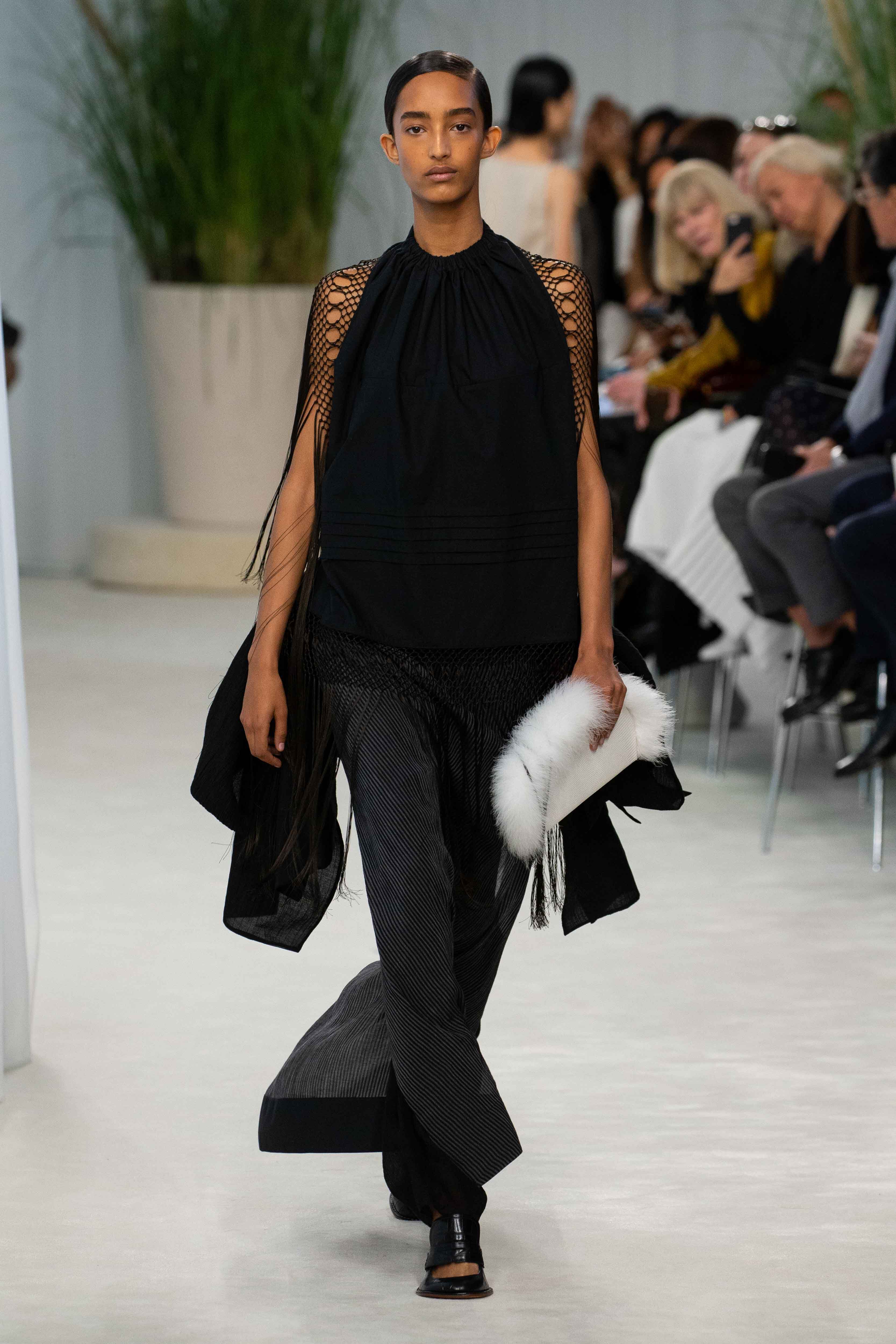 Looks - LOEWE