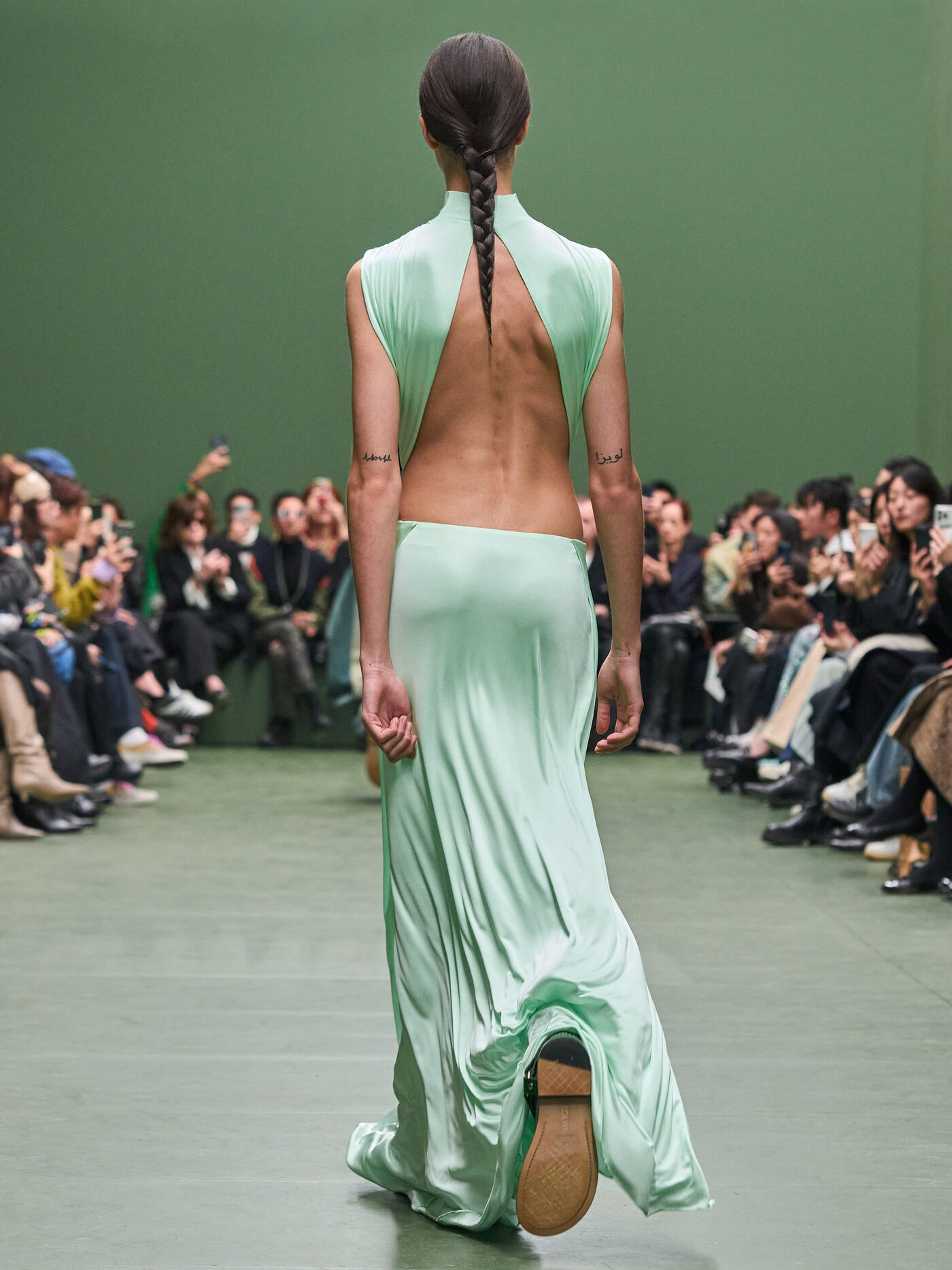 LOEWE Women's 2024 Fall / Winter Runway Collection