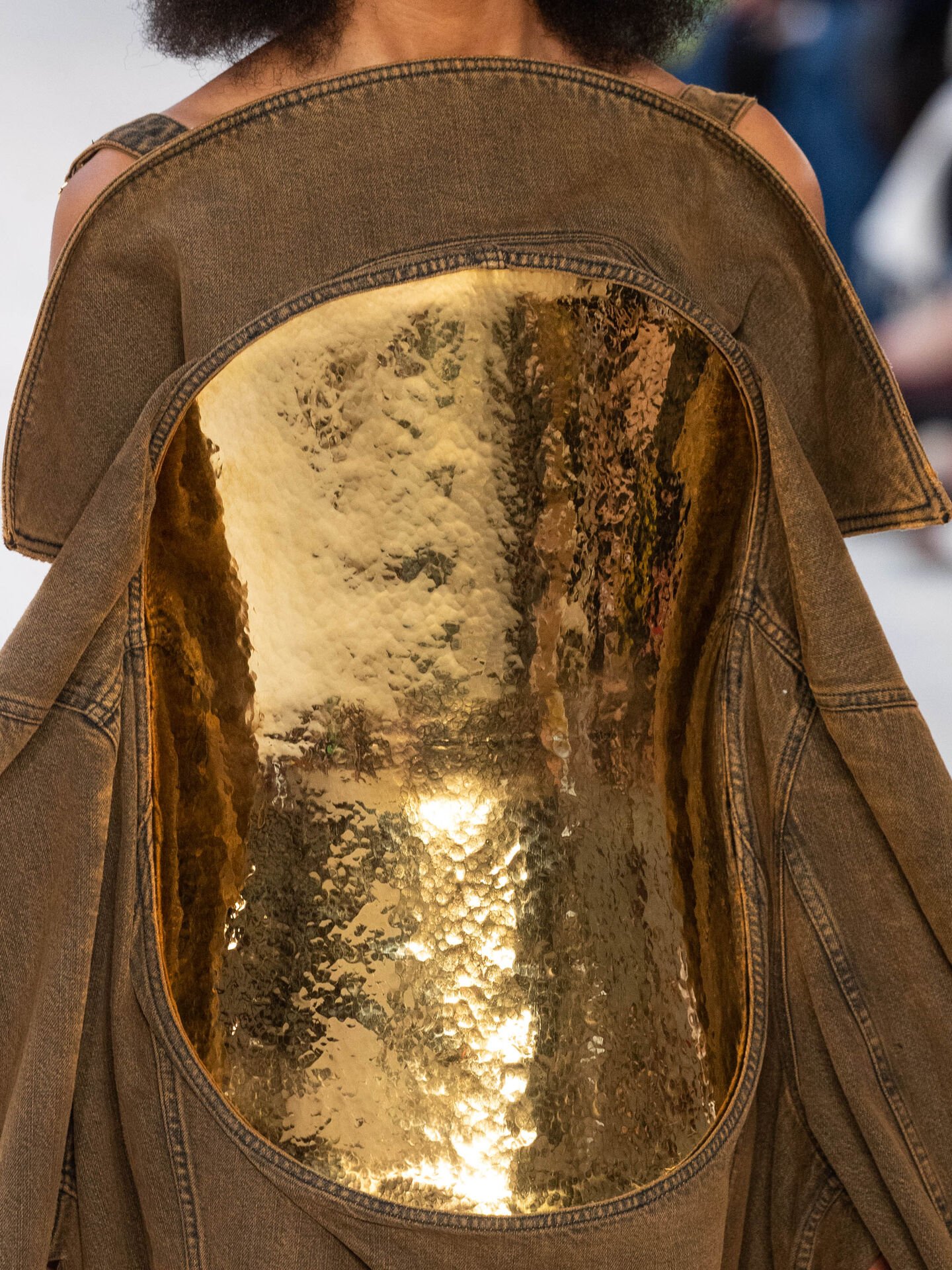 LOEWE | reinventing craft and leather