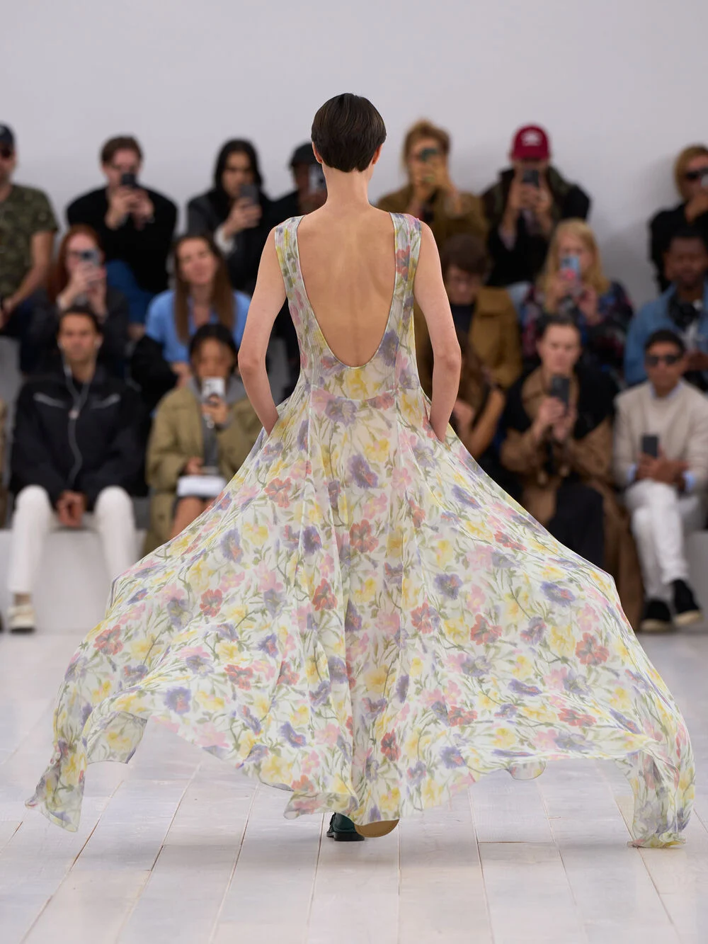 LOEWE Women's SS 25 Runway Collection | LOEWE