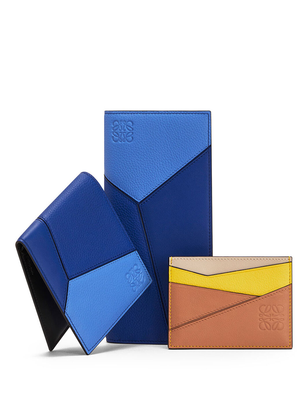 LOEWE official website – luxury clothes and accessories