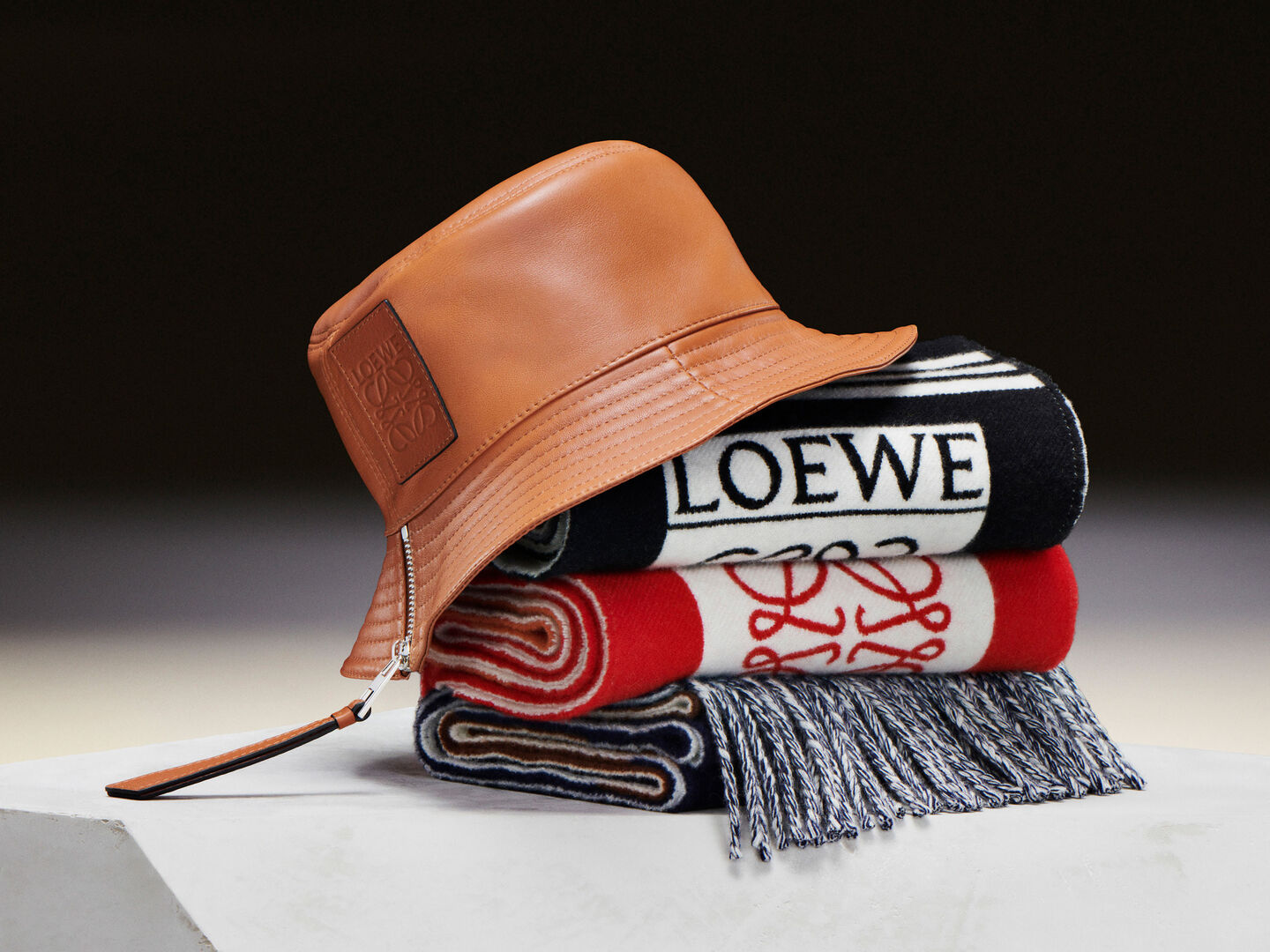 Luxury gifts for men - LOEWE Official Site