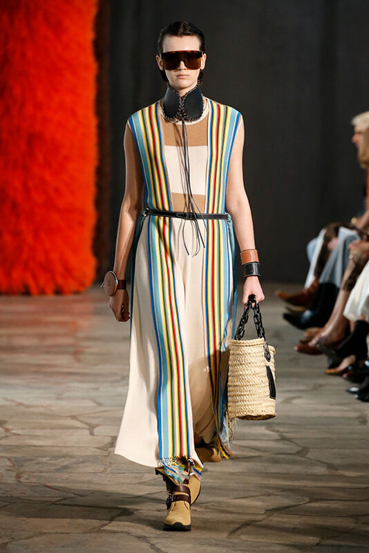 Details - LOEWE