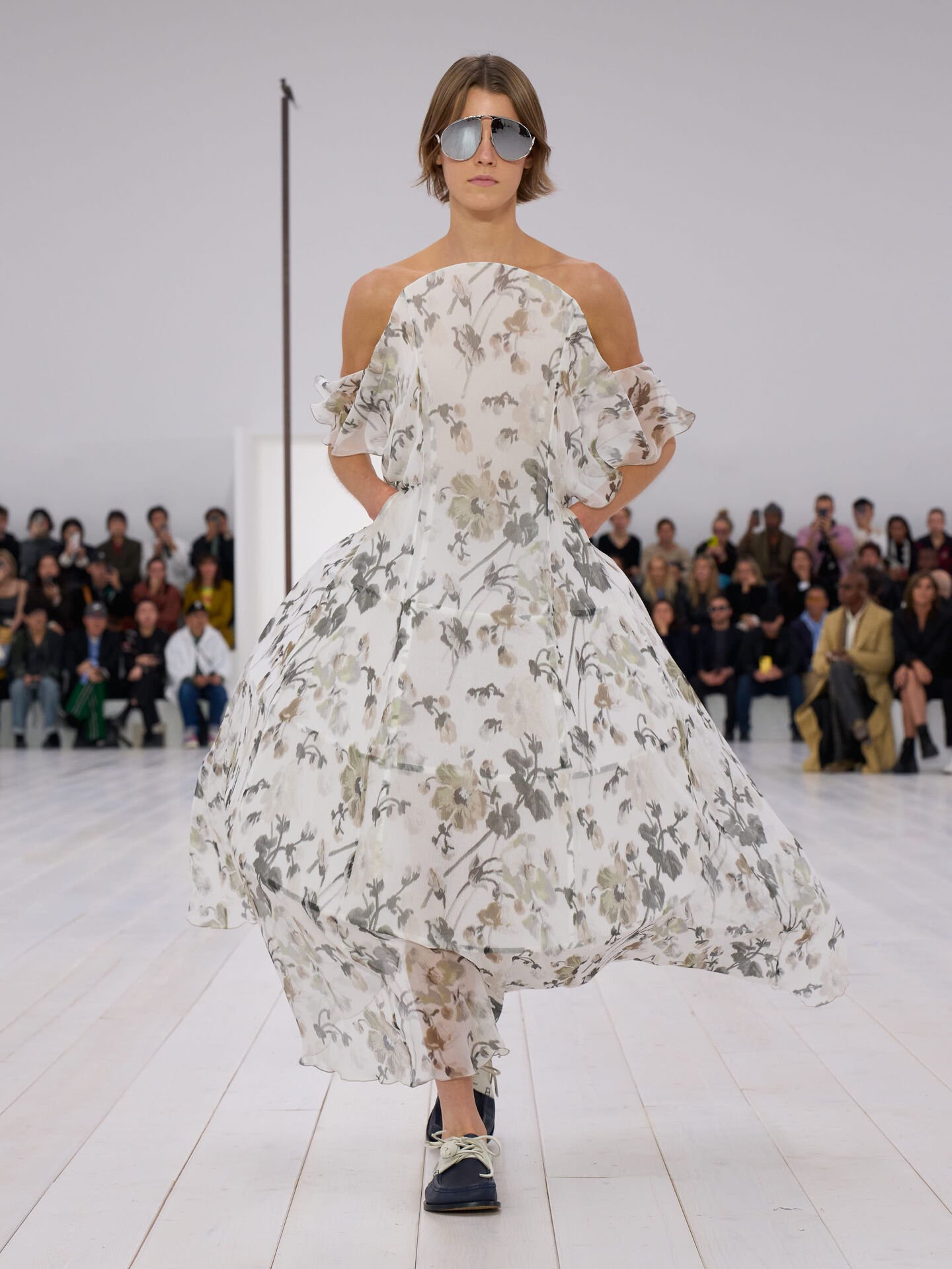 LOEWE Women's SS 25 Runway Collection | LOEWE