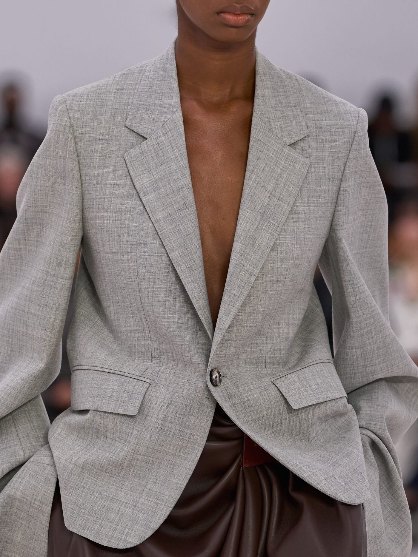 LOEWE Women's SS 25 Runway Collection | LOEWE