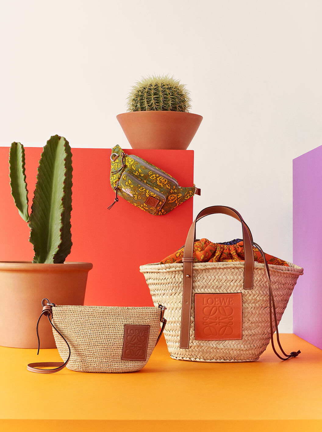 LOEWE official website – luxury clothes and accessories