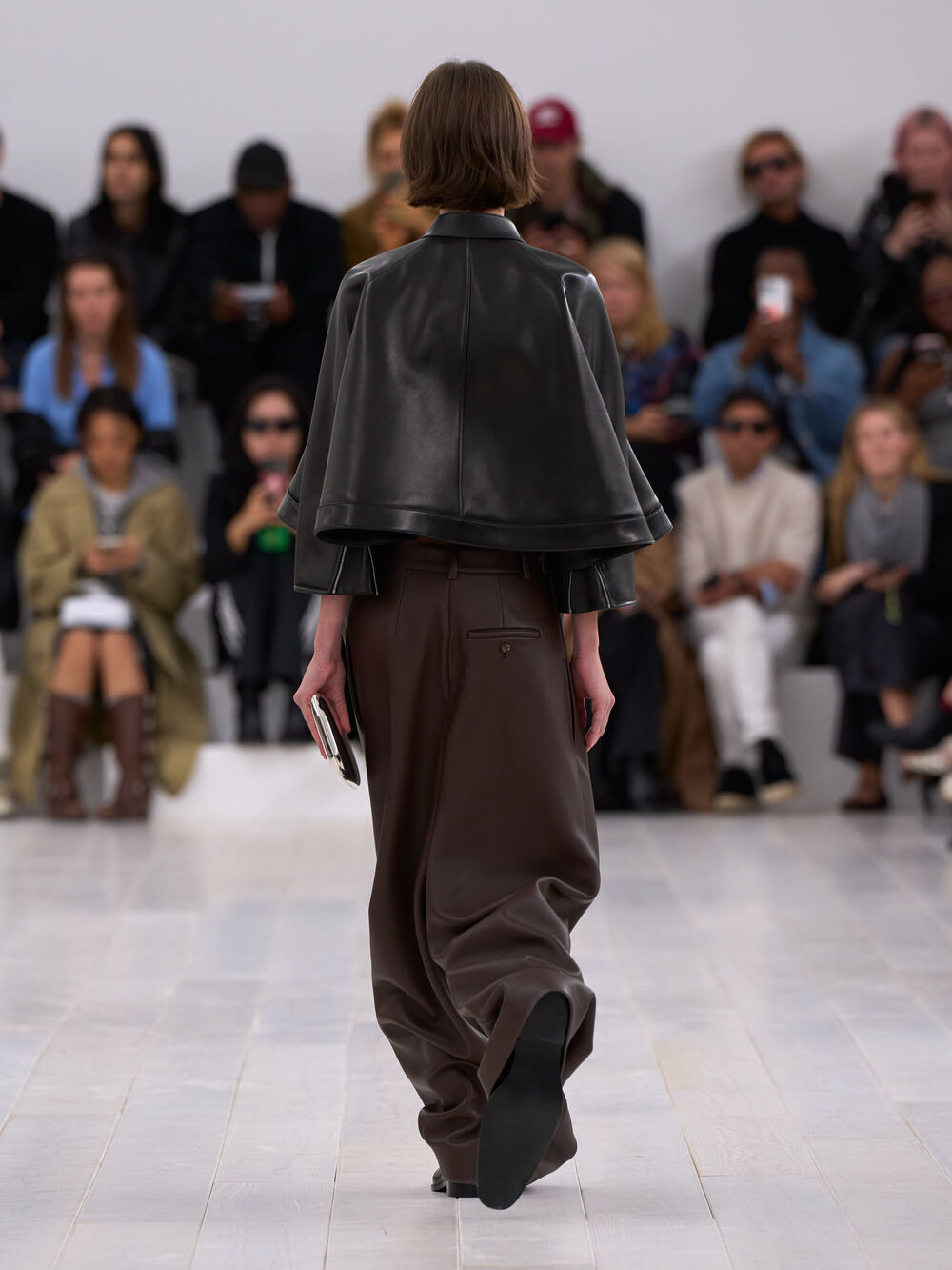 Défilé Printemps-été 2025 - Collection Prêt-à-Porter Femme | LOEWE