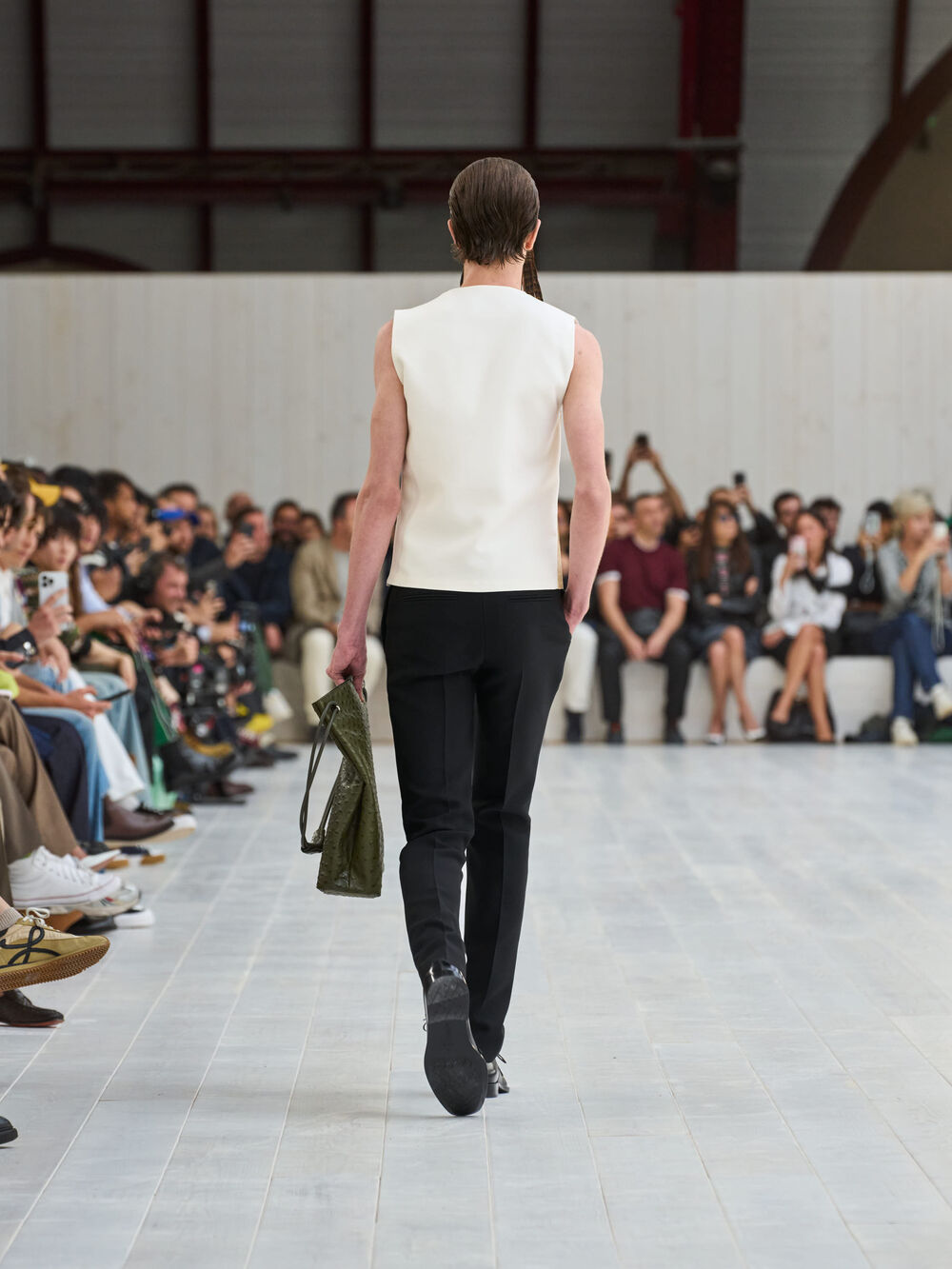 Runway · Spring-Summer men's collection · LOEWE