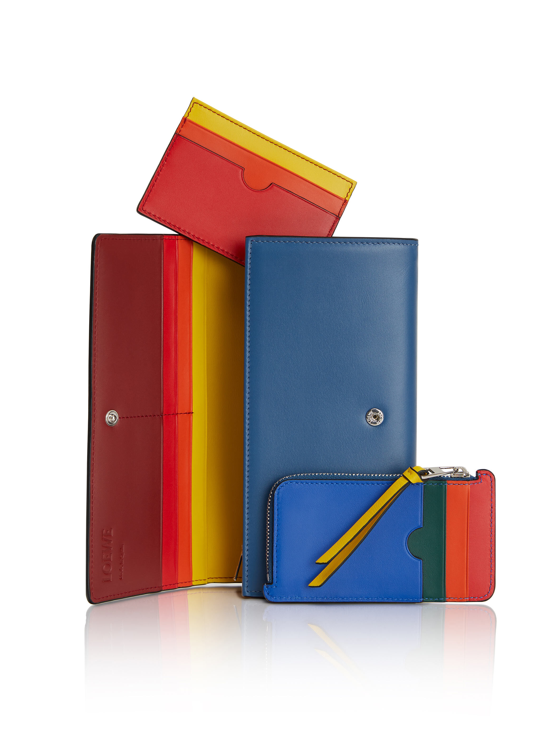 LOEWE official website – luxury clothes and accessories