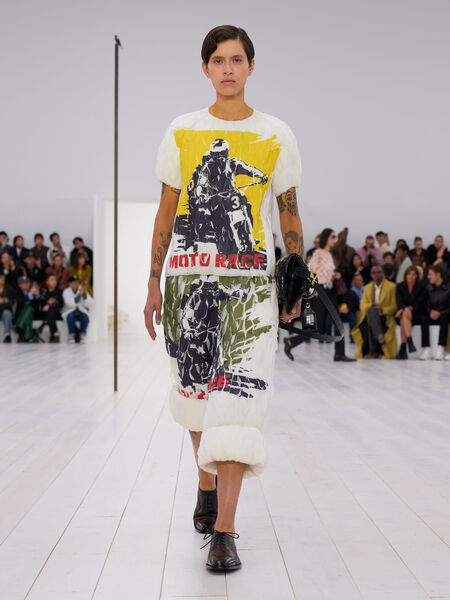 LOEWE Women's SS 25 Runway Collection | LOEWE