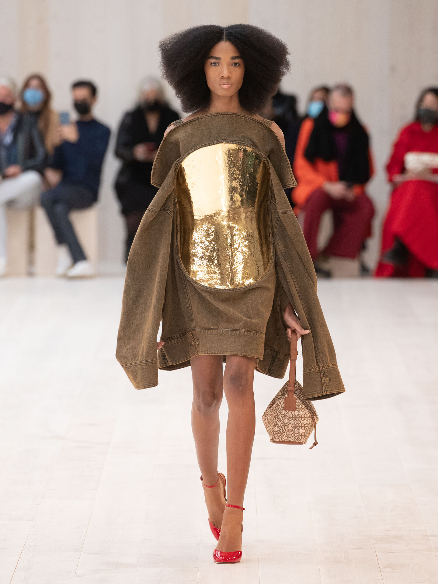 LOEWE | reinventing craft and leather