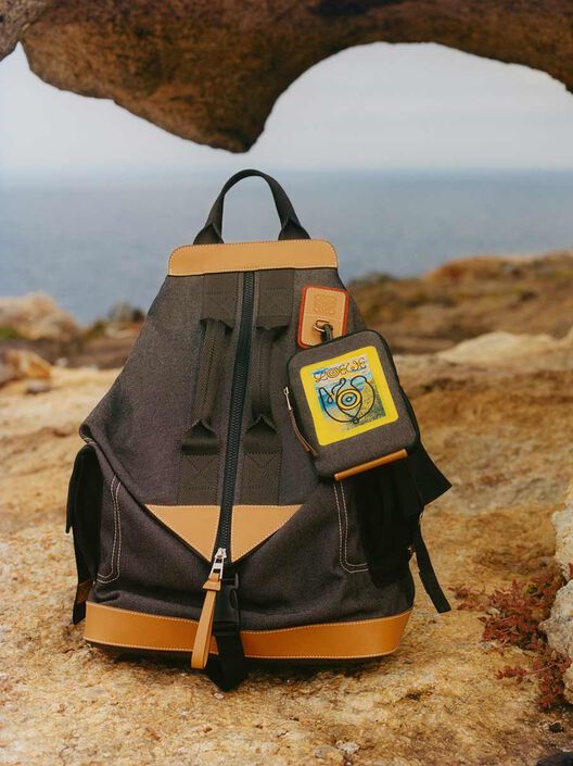 LOEWE official website – luxury clothes and accessories