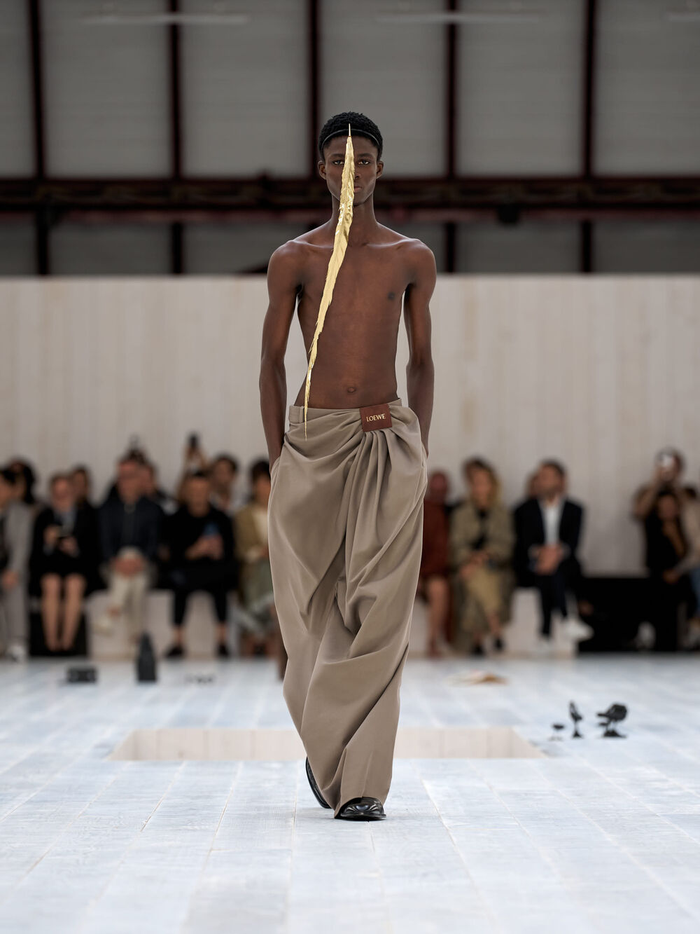 Runway · Spring-Summer men's collection · LOEWE