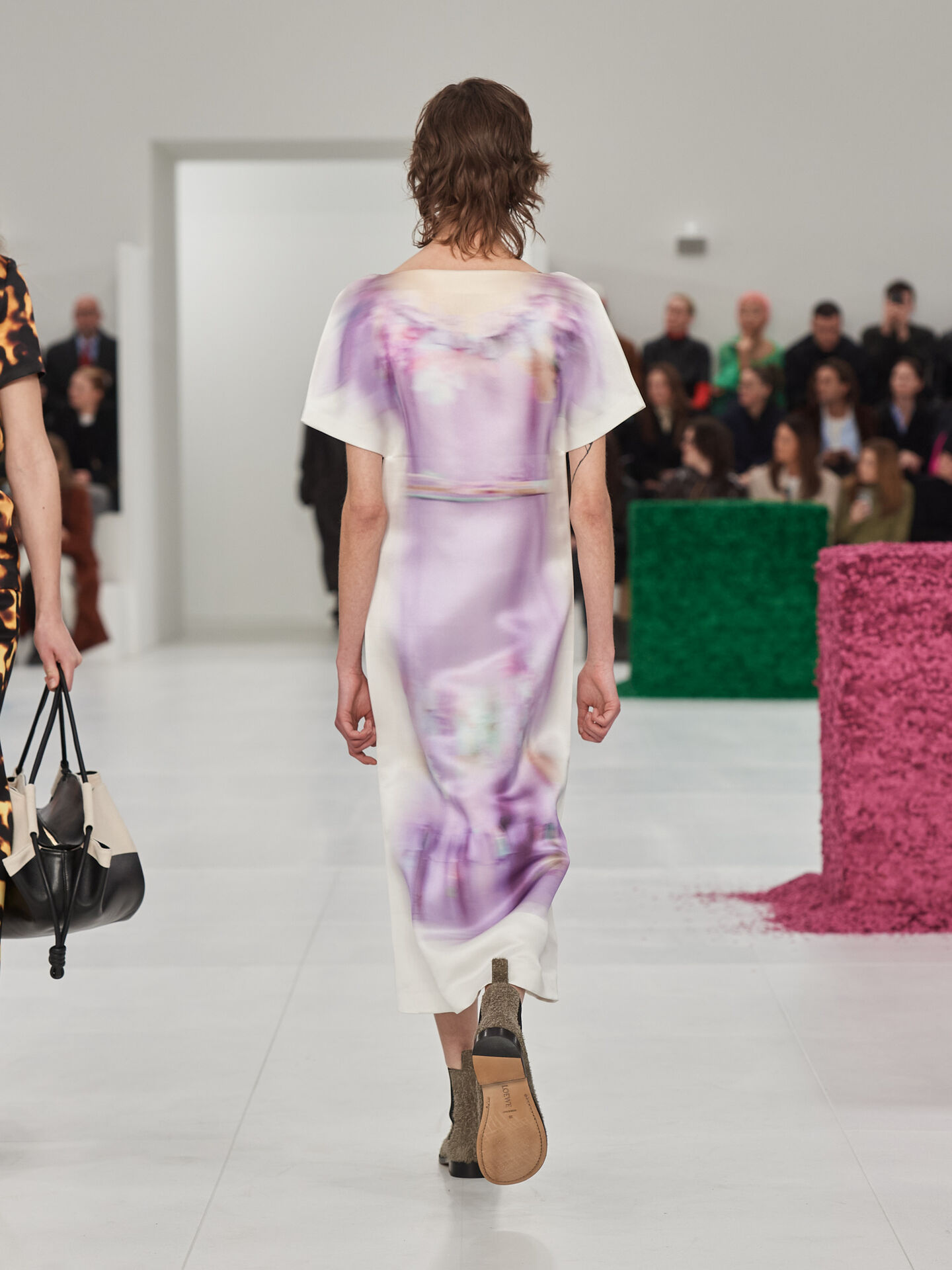 Runway · Fall-Winter 2023 women's collection · Loewe