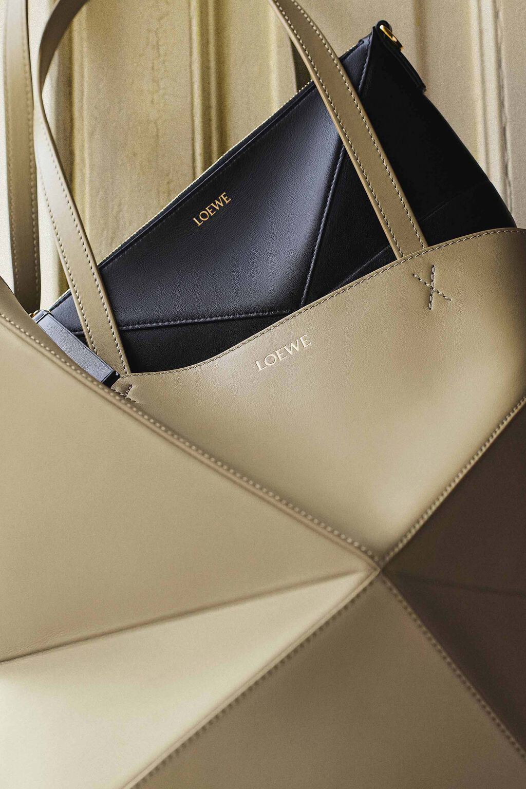 Loewe | Designer Bags, Clothing, Accessories for Women & Men