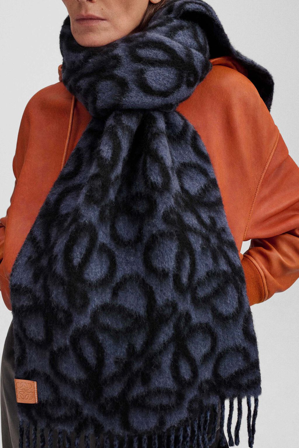 Pixel capsule collection SS23 · LOEWE Collections