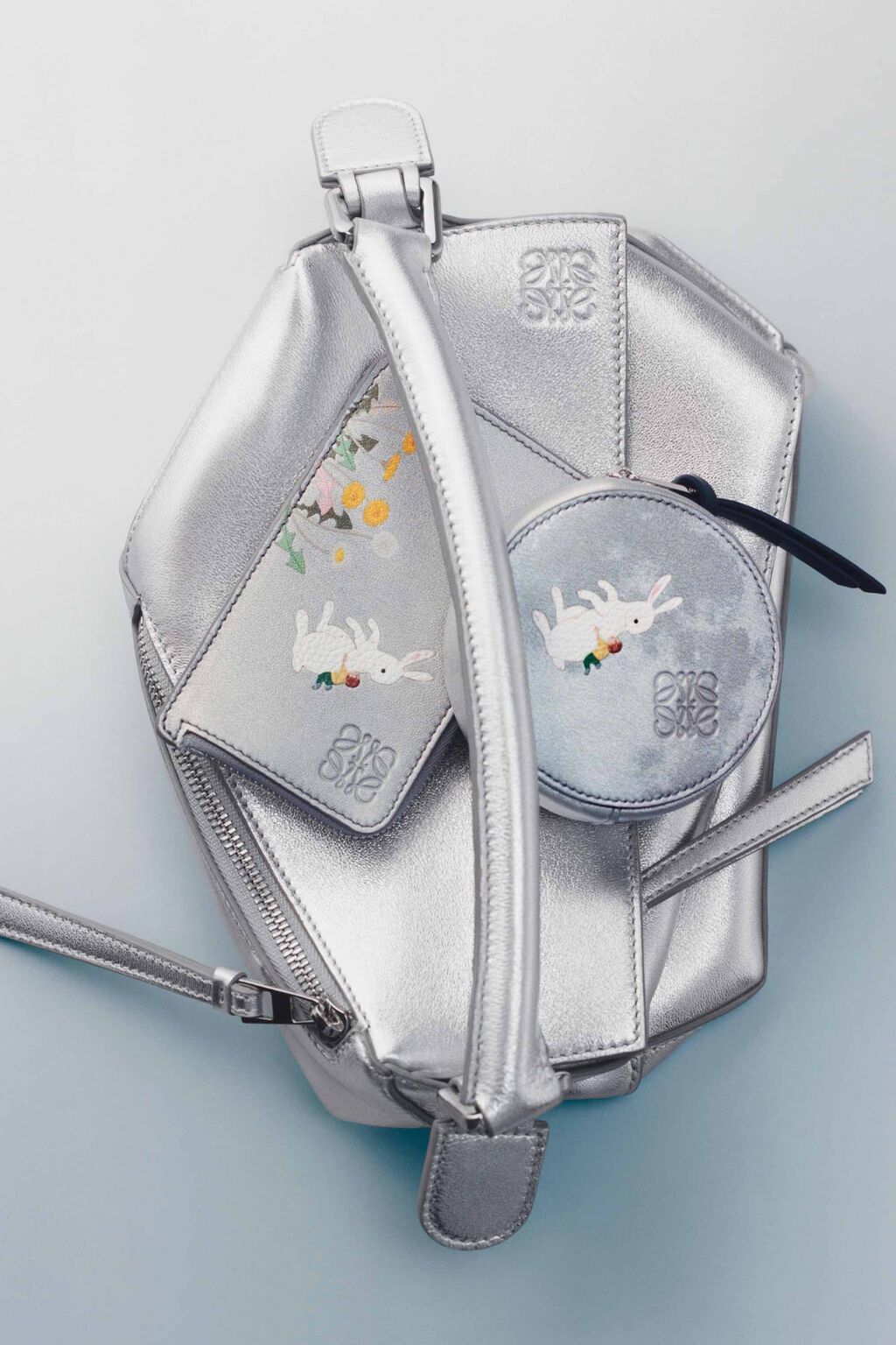 Loewe | Designer Bags, Clothing, Accessories for Women & Men