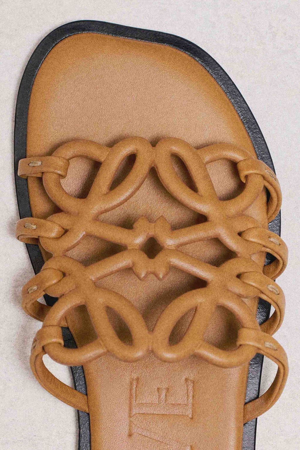 LOEWE Women's SS 25 Runway Collection | LOEWE