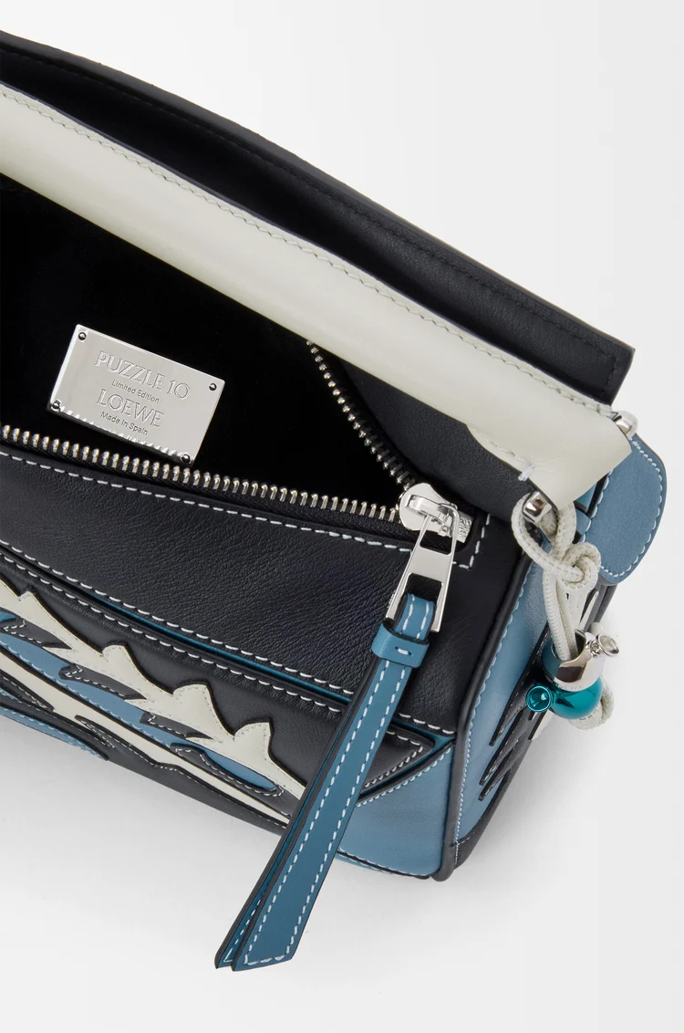 Puzzle 10 Cowboy re-edition bag in classic calfskin Black - LOEWE