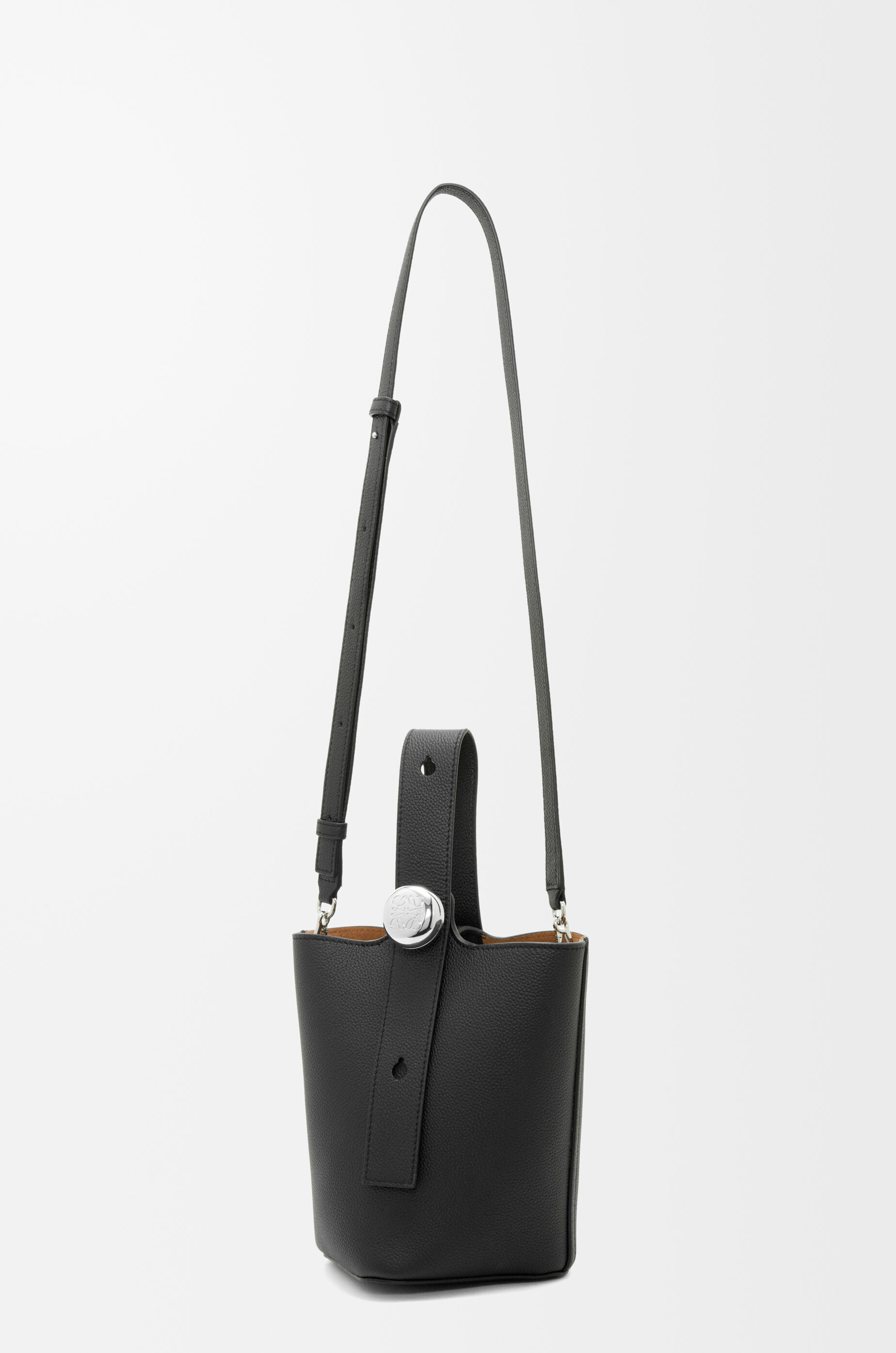 Mini Pebble Bucket bag in soft grained calfskin Black - LOEWE