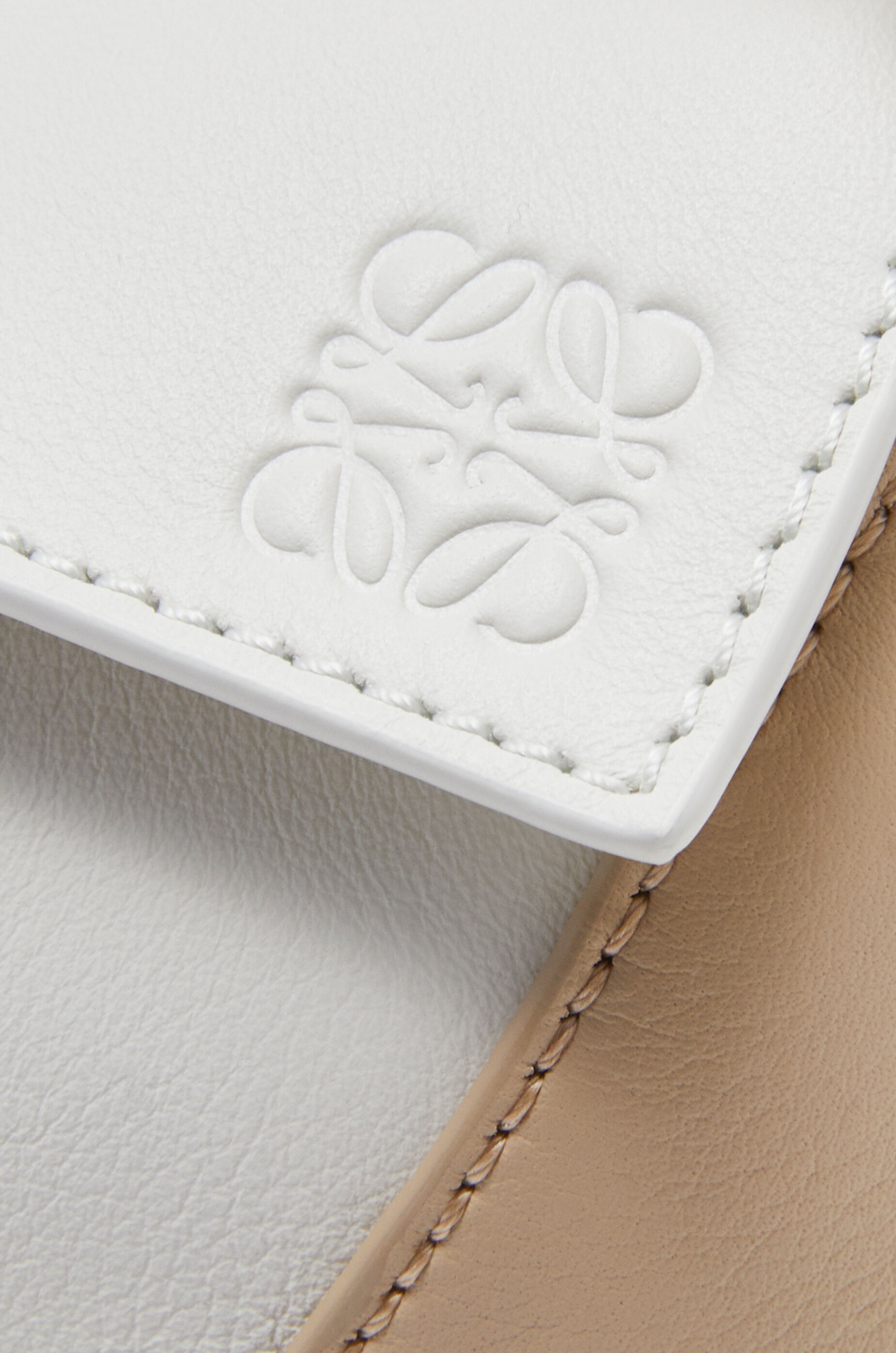 Mini Puzzle bag in classic calfskin Soft White/Paper Craft - LOEWE