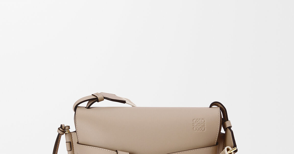 Shop LOEWE Gate Bag for Women | Gate Purse Collection - LOEWE