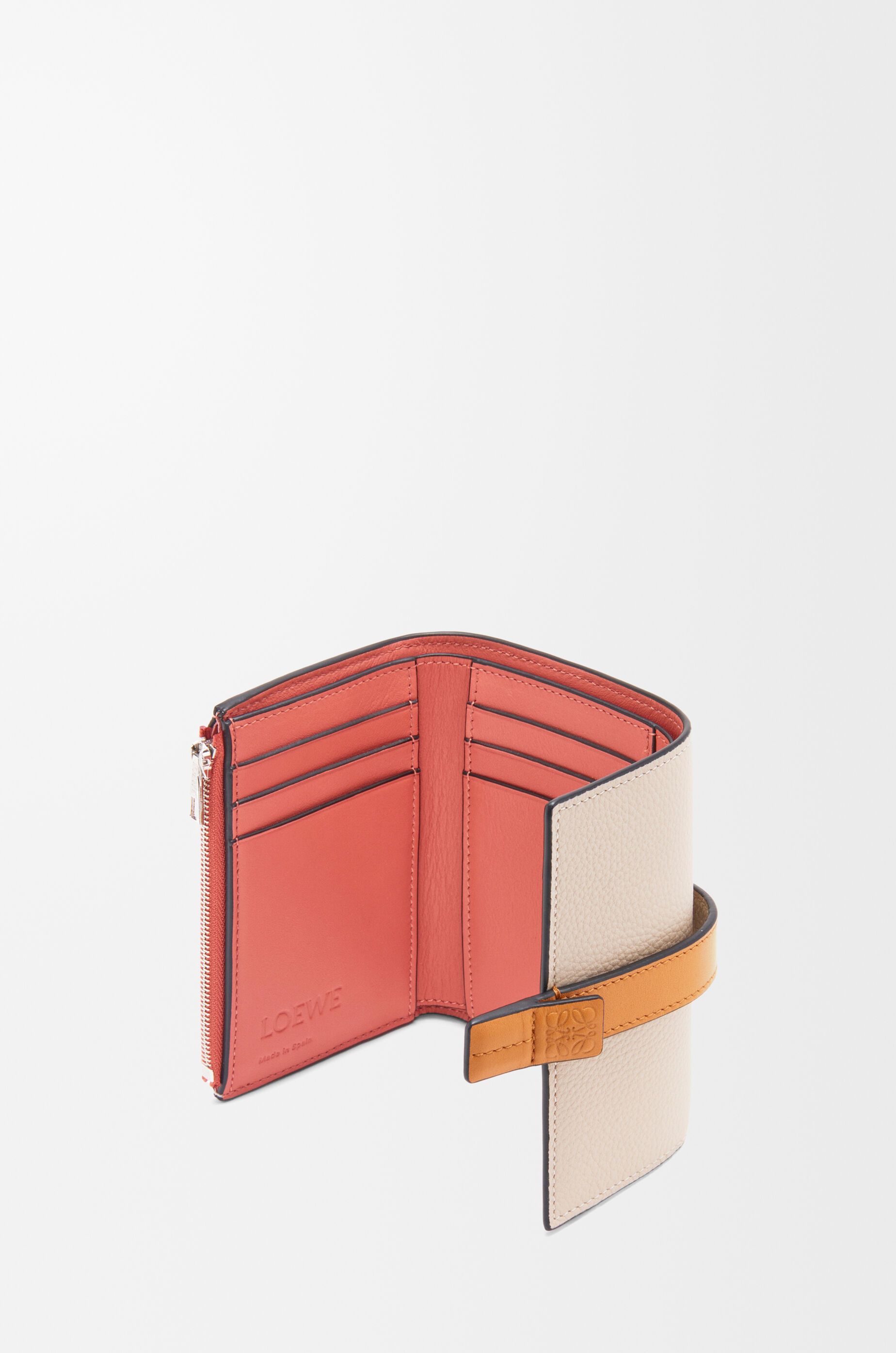 Small vertical wallet in soft grained calfskin Light Oat/Honey - LOEWE