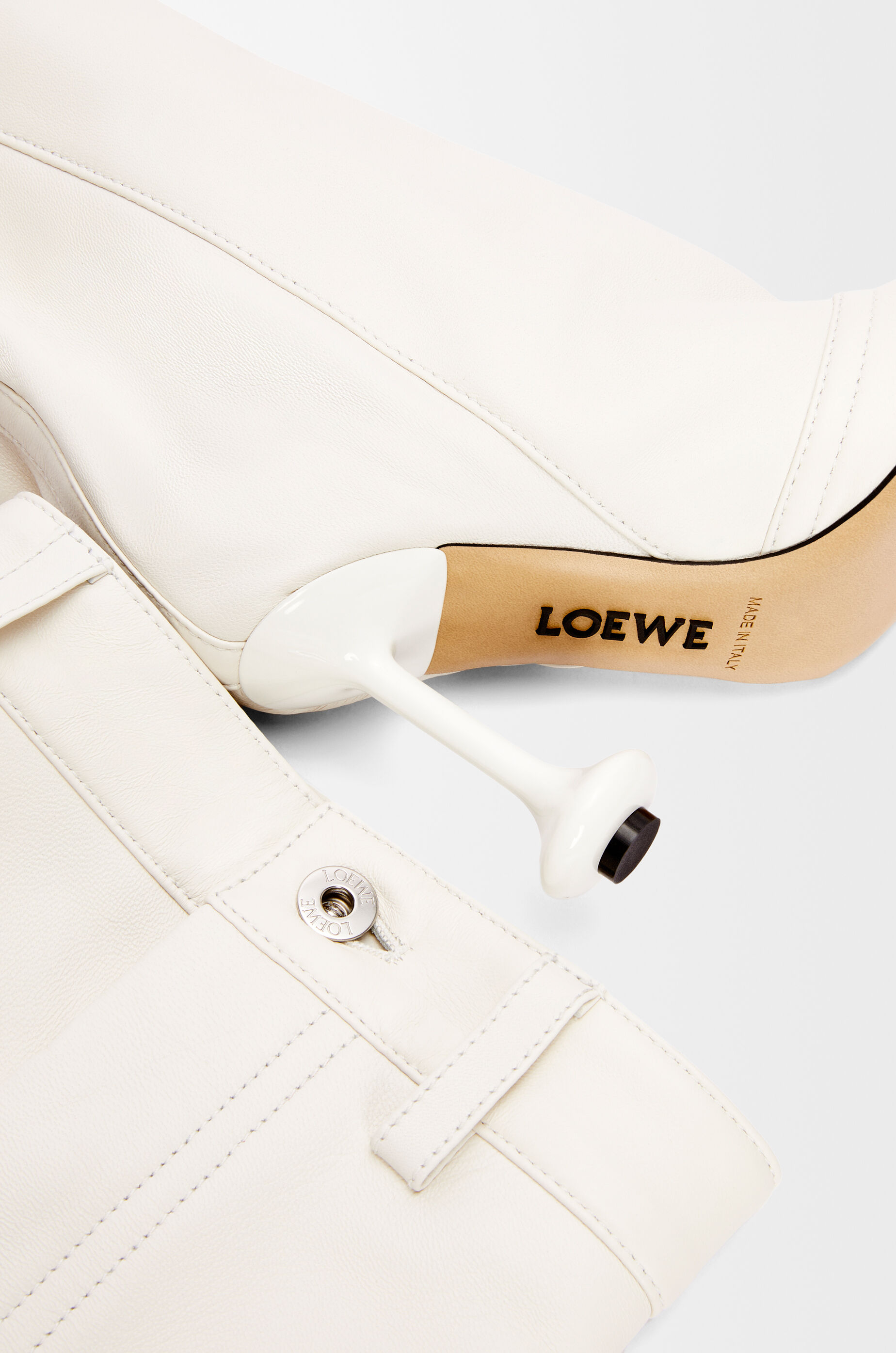 Toy over the knee boot in nappa lambskin Anthurium White - LOEWE