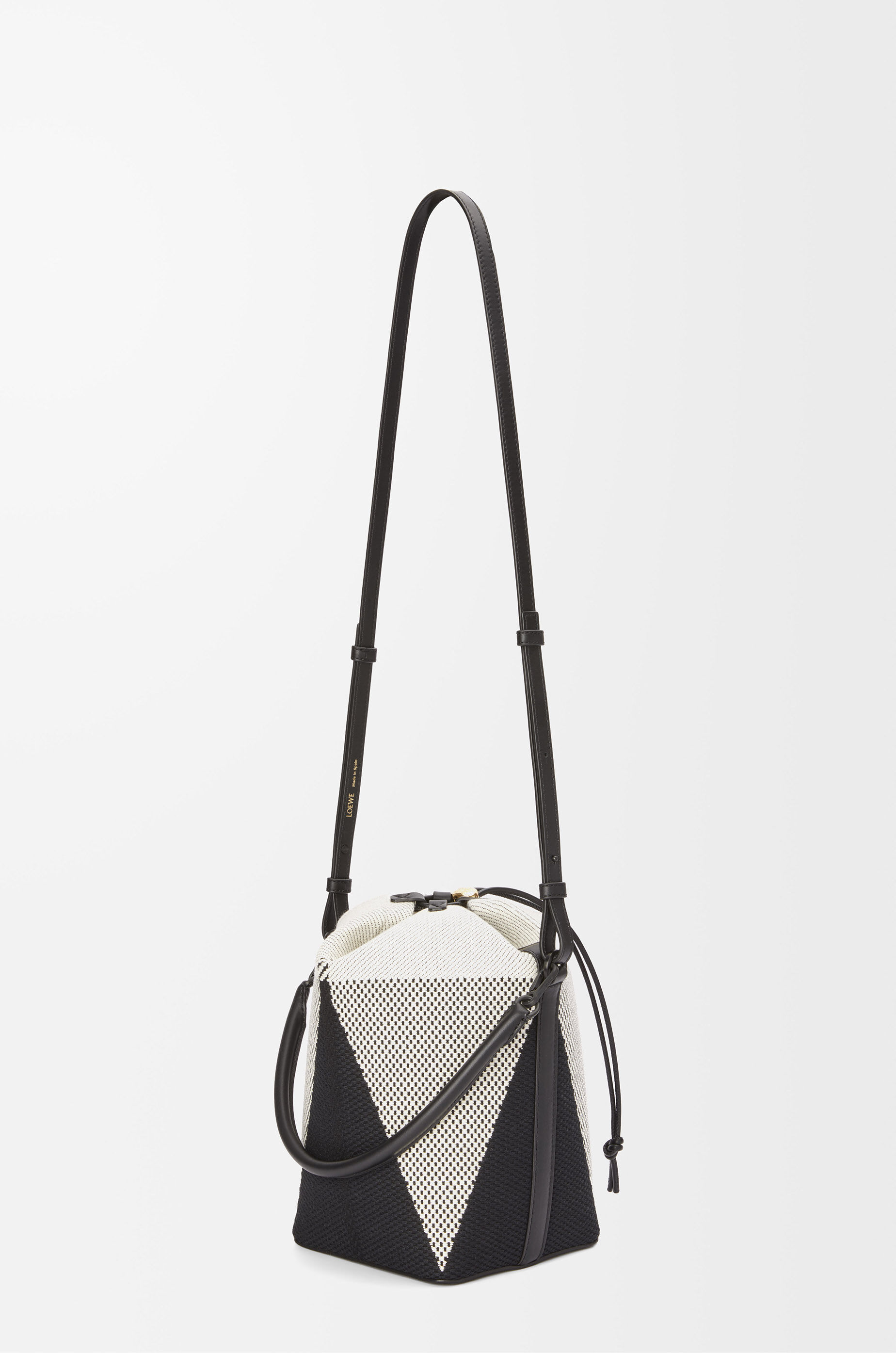 Treasure Bako bucket in canvas jacquard and calfskin Natural/Black - LOEWE