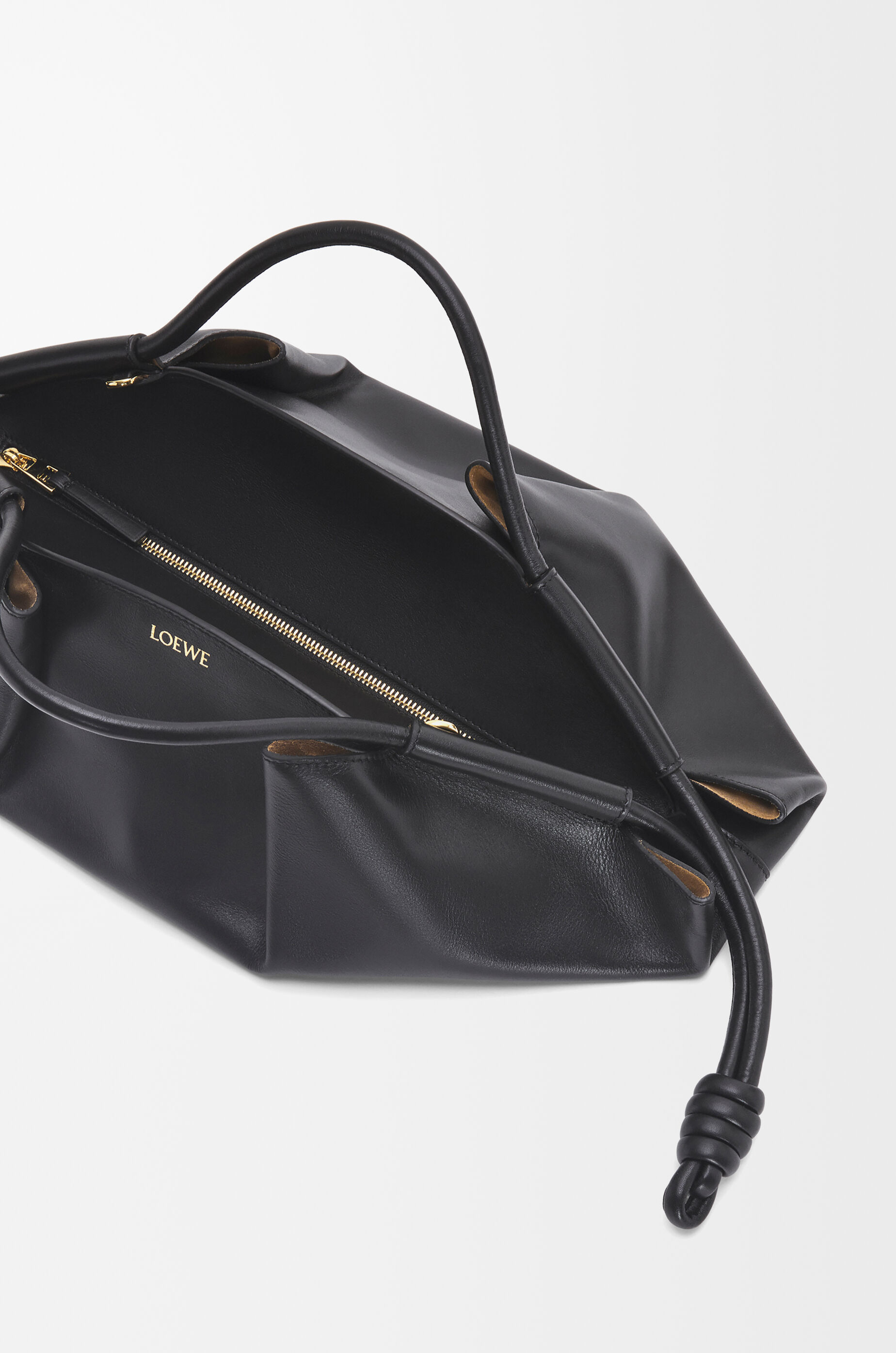 Paseo bag in shiny nappa calfskin Black - LOEWE