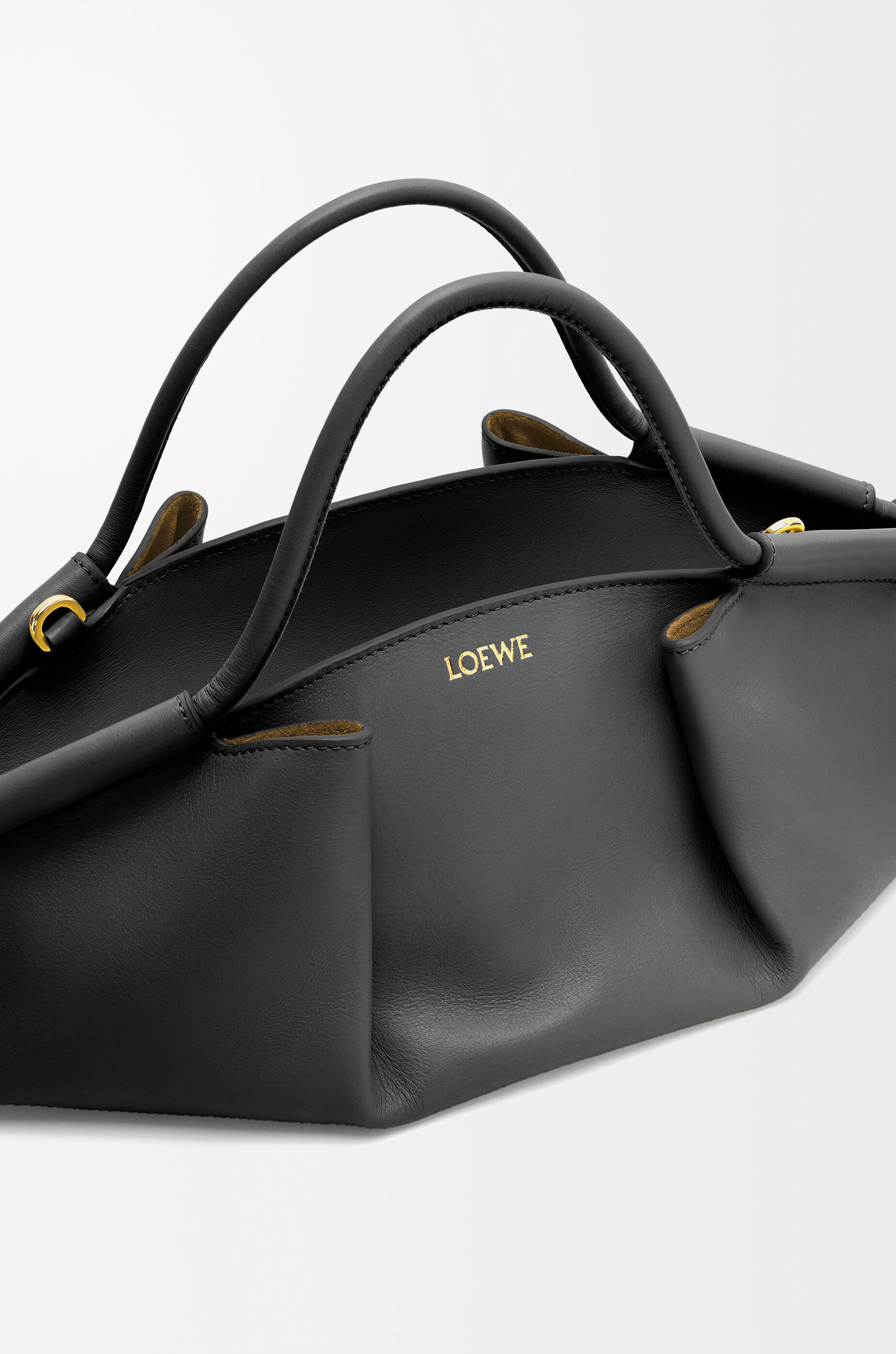 Small Paseo bag in shiny nappa calfskin Black - LOEWE