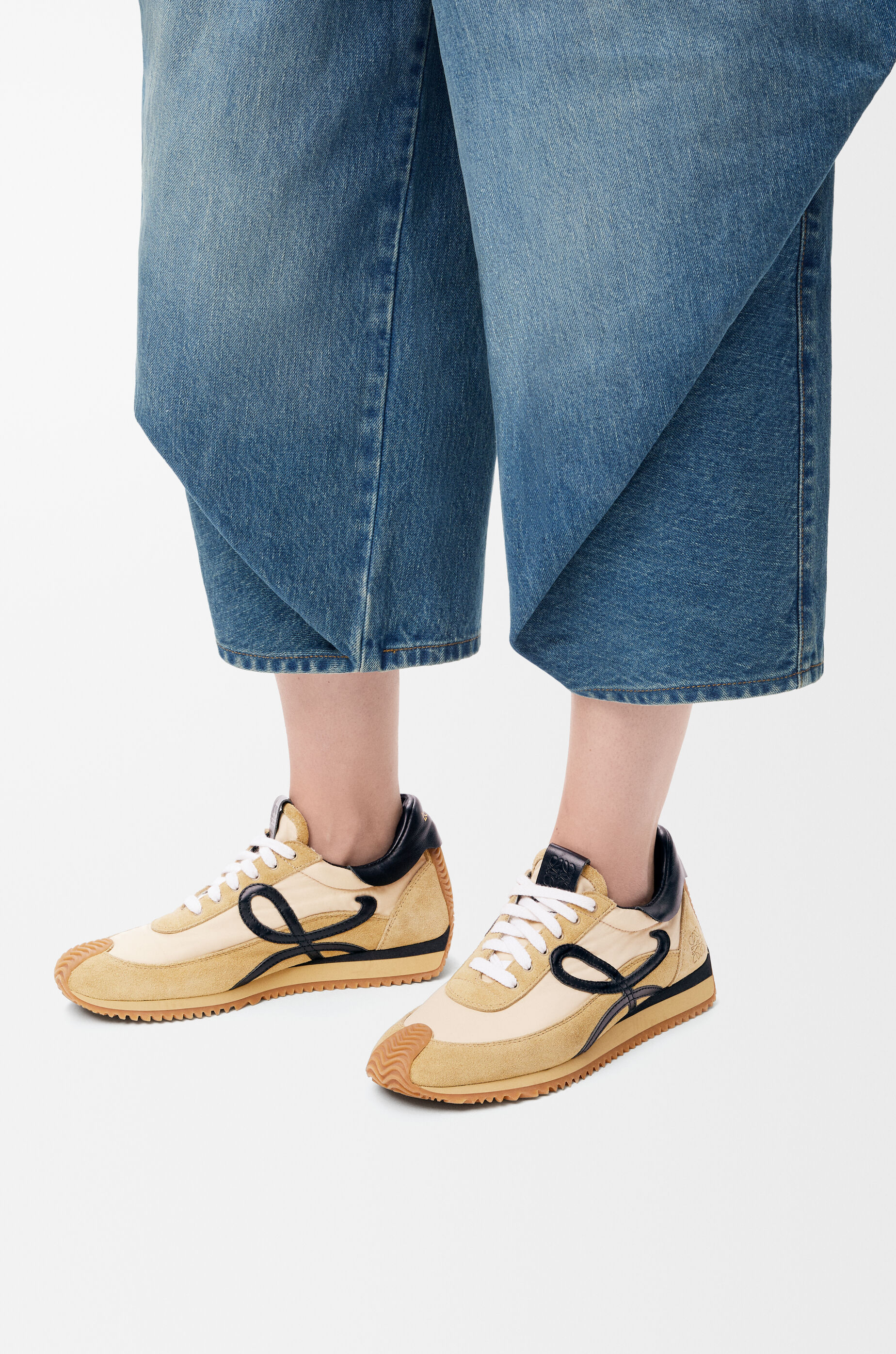 Flow Runner in nylon and suede Gold/Black - LOEWE