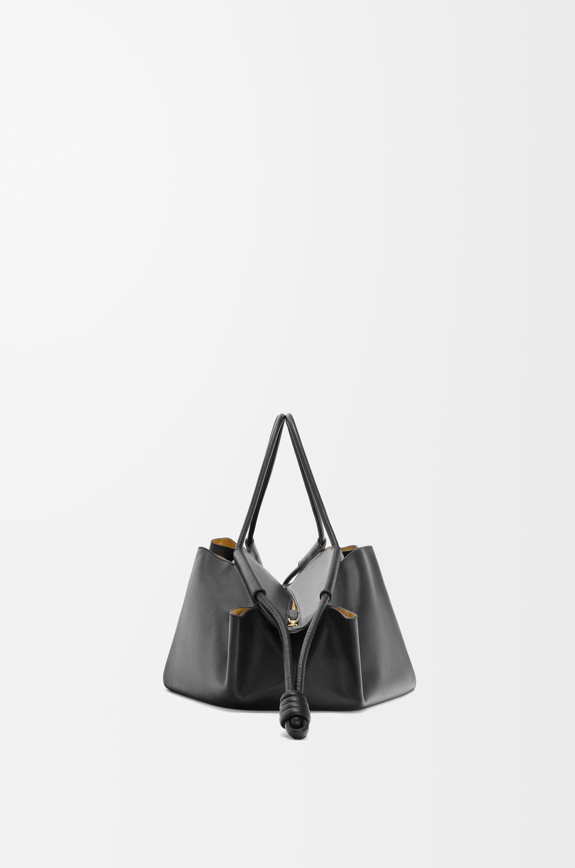 XL Paseo bag in shiny nappa calfskin Black - LOEWE
