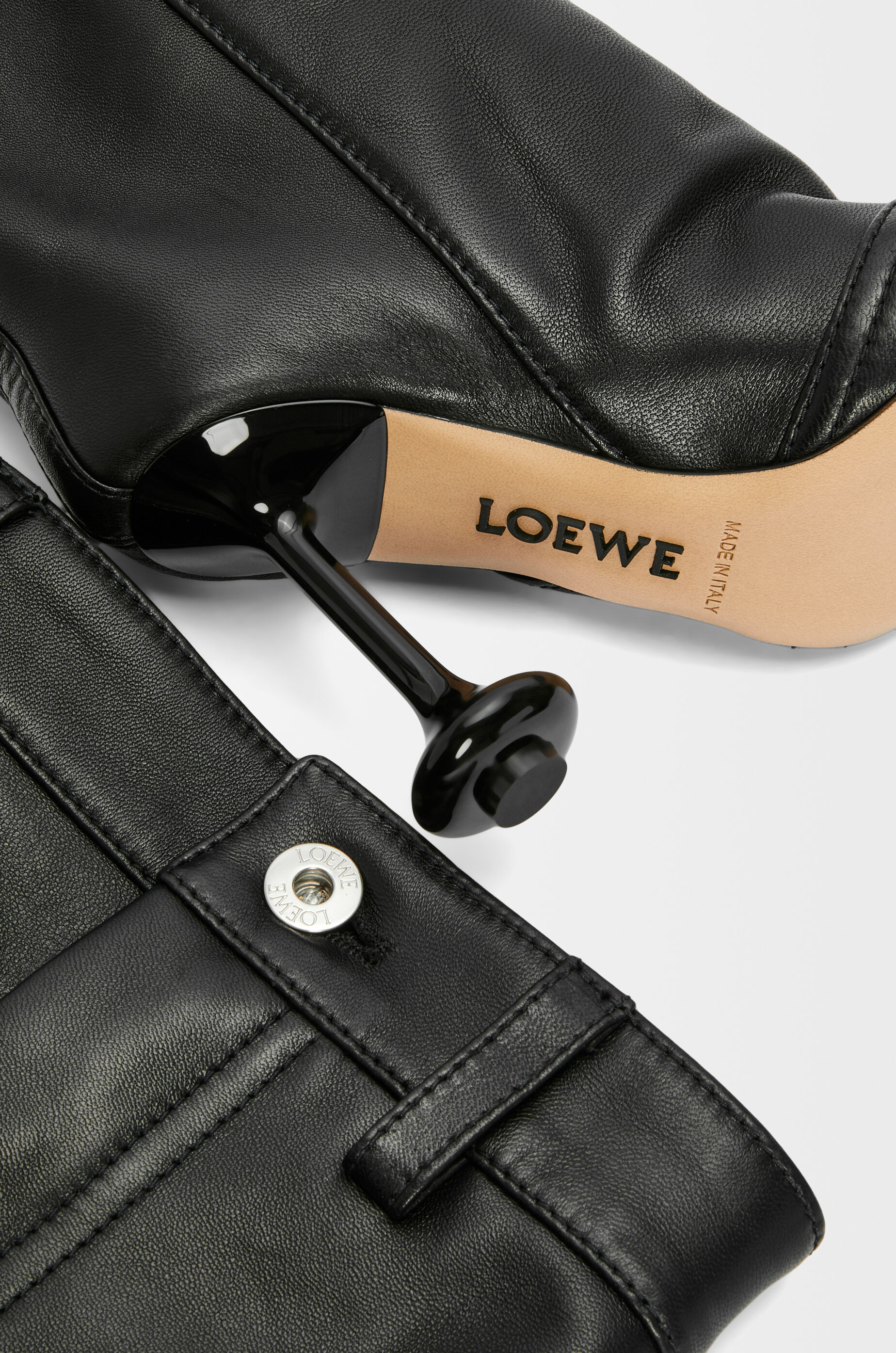 Toy over the knee boot in nappa lambskin Black - LOEWE