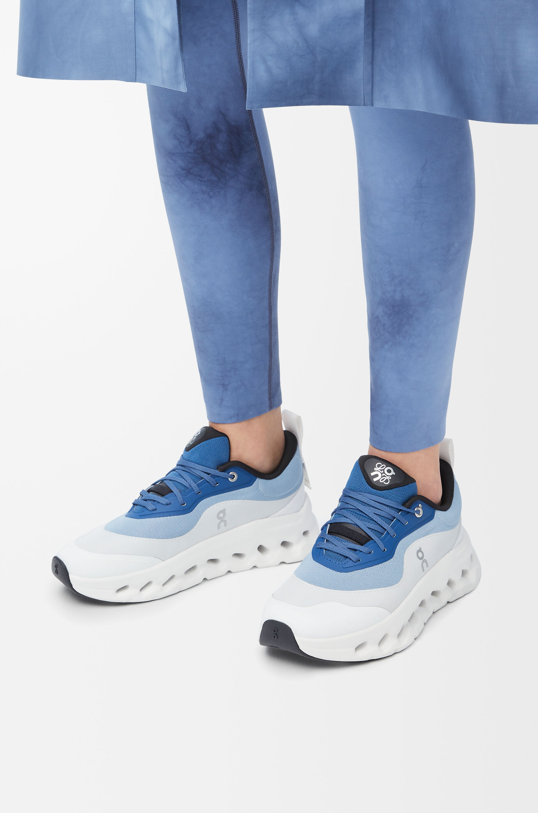 Cloudtilt 2.0 sneaker in polyester Blue/White - LOEWE