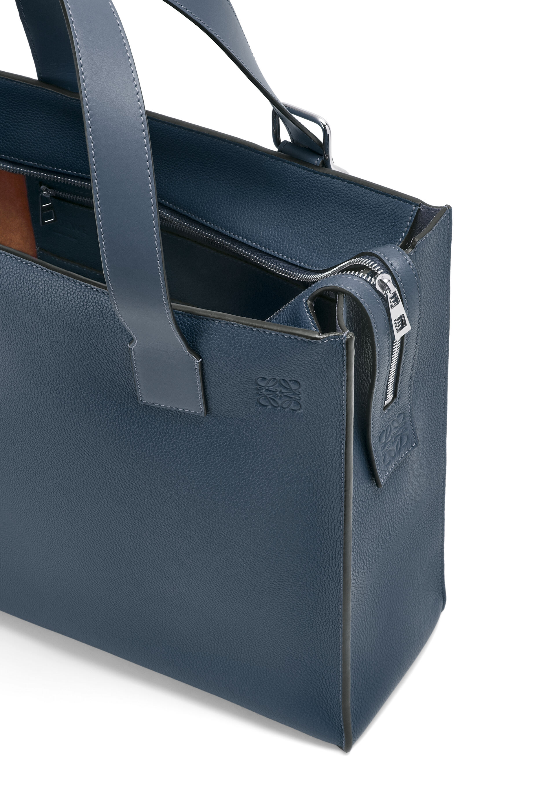 Buckle Zip tote in soft grained calfskin Onyx Blue - LOEWE