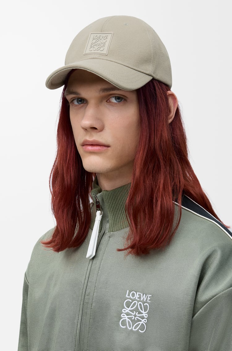 Gorra con parche en lona Gris - LOEWE