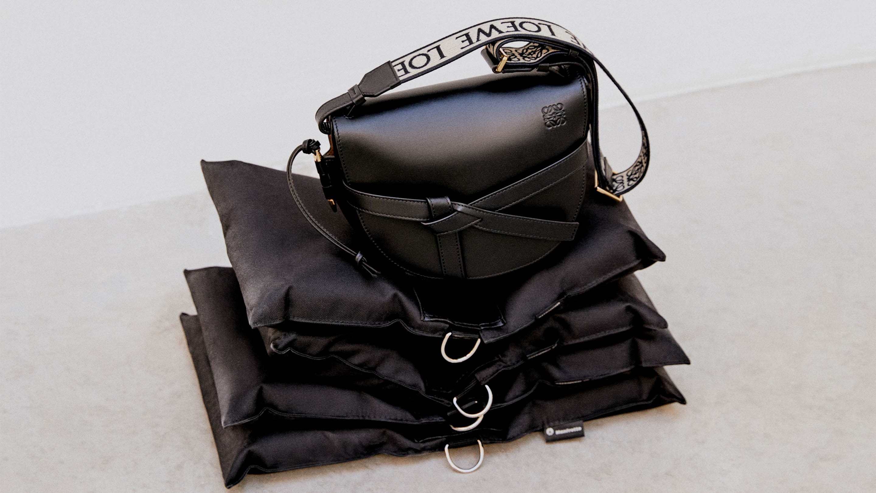 LOEWE | reinventing craft and leather.
