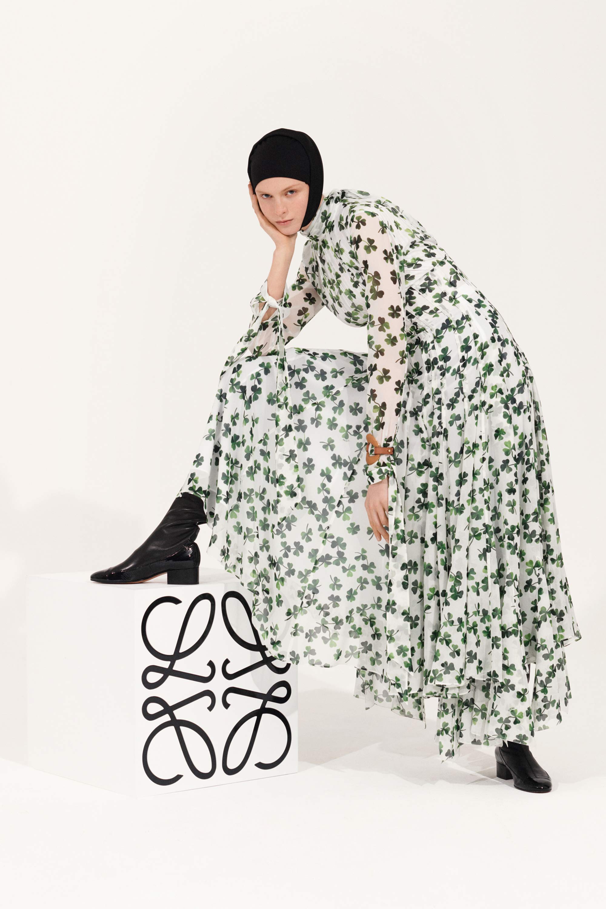 Loewe | Designer Bags, Clothing, Accessories for Women & Men