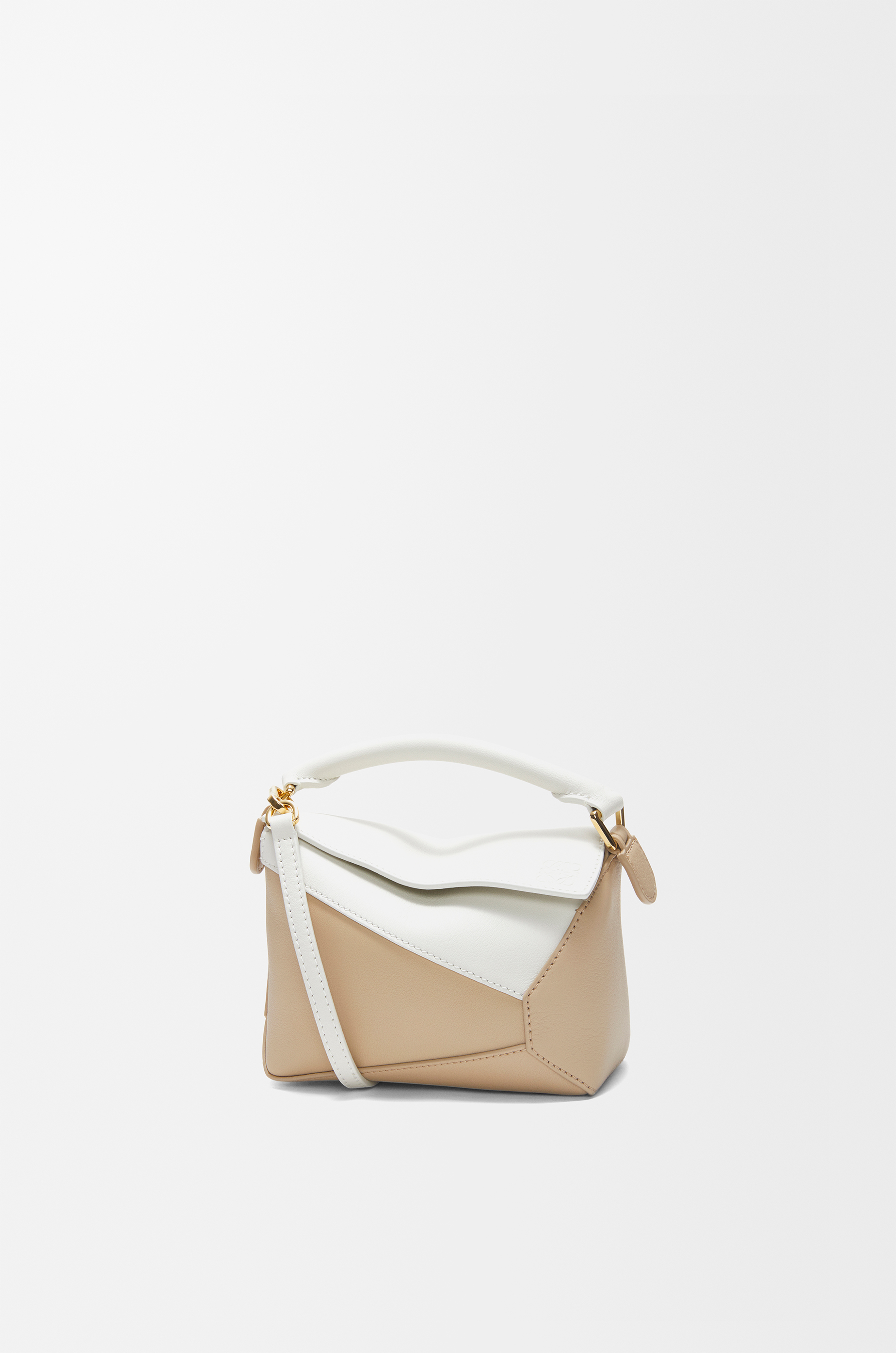 Luxury shoulder bags for women - LOEWE