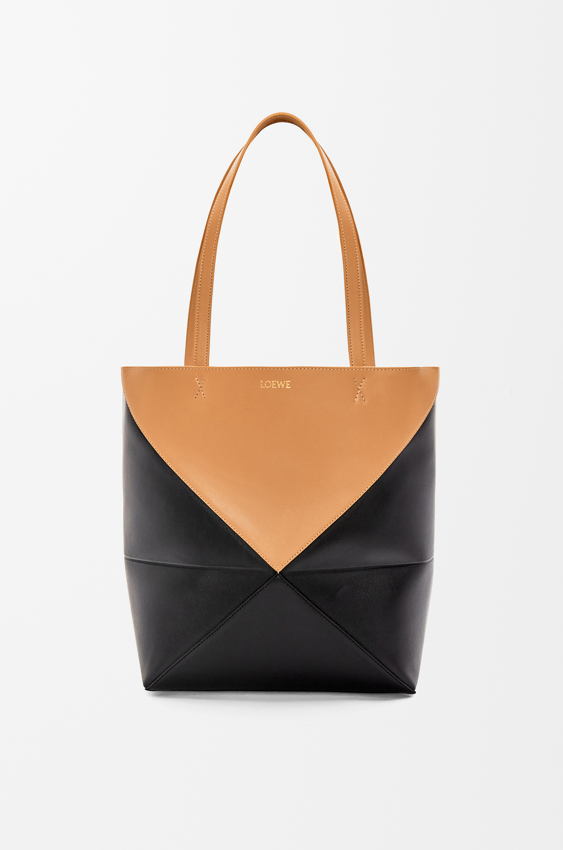 Wardrobe essentials for women · LOEWE Collections - LOEWE