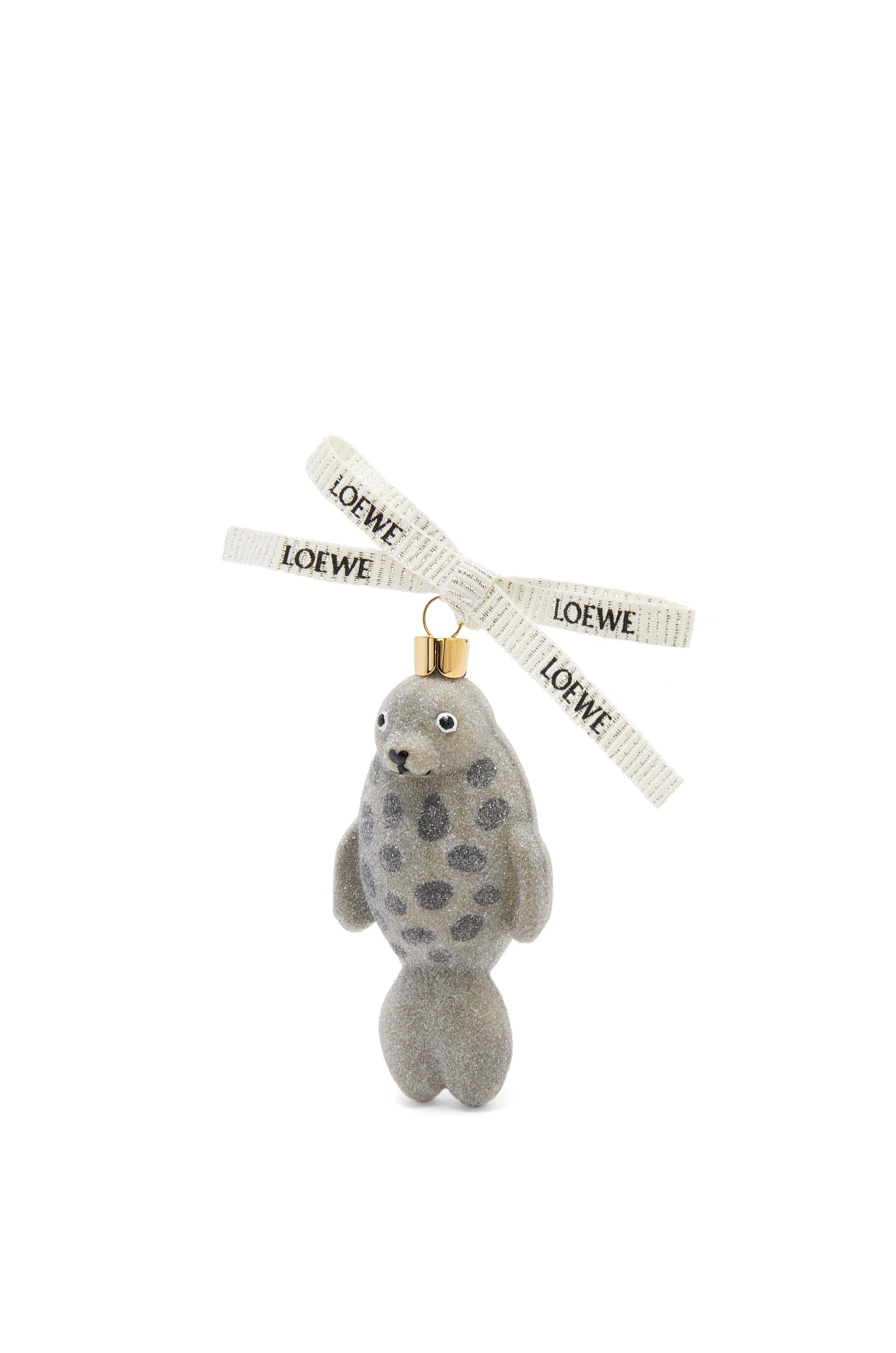 LOEWE's Spring-Summer Women's Pre-collection - LOEWE