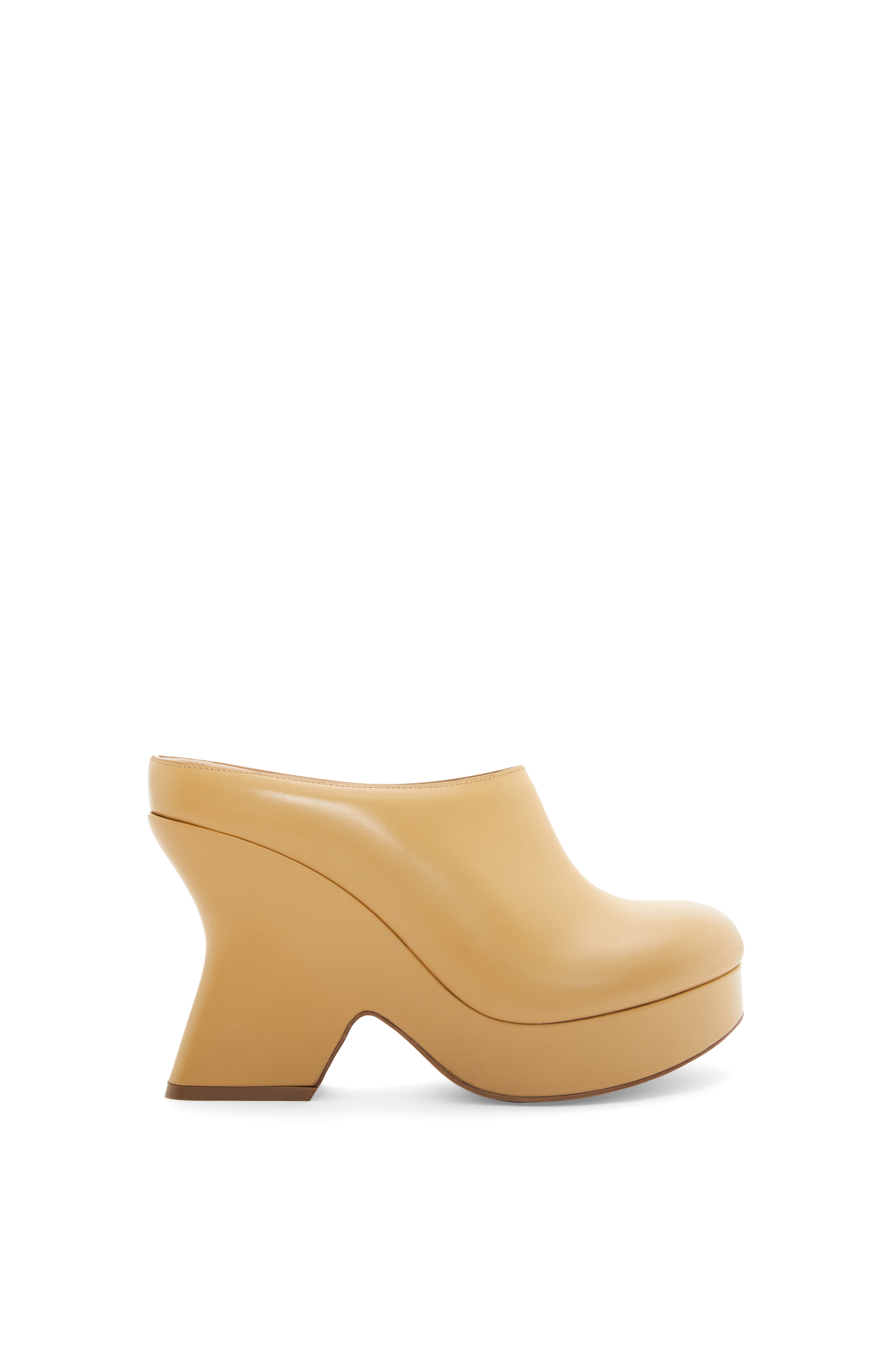 Terra wedge clog in calfskin Medium Concealer - LOEWE